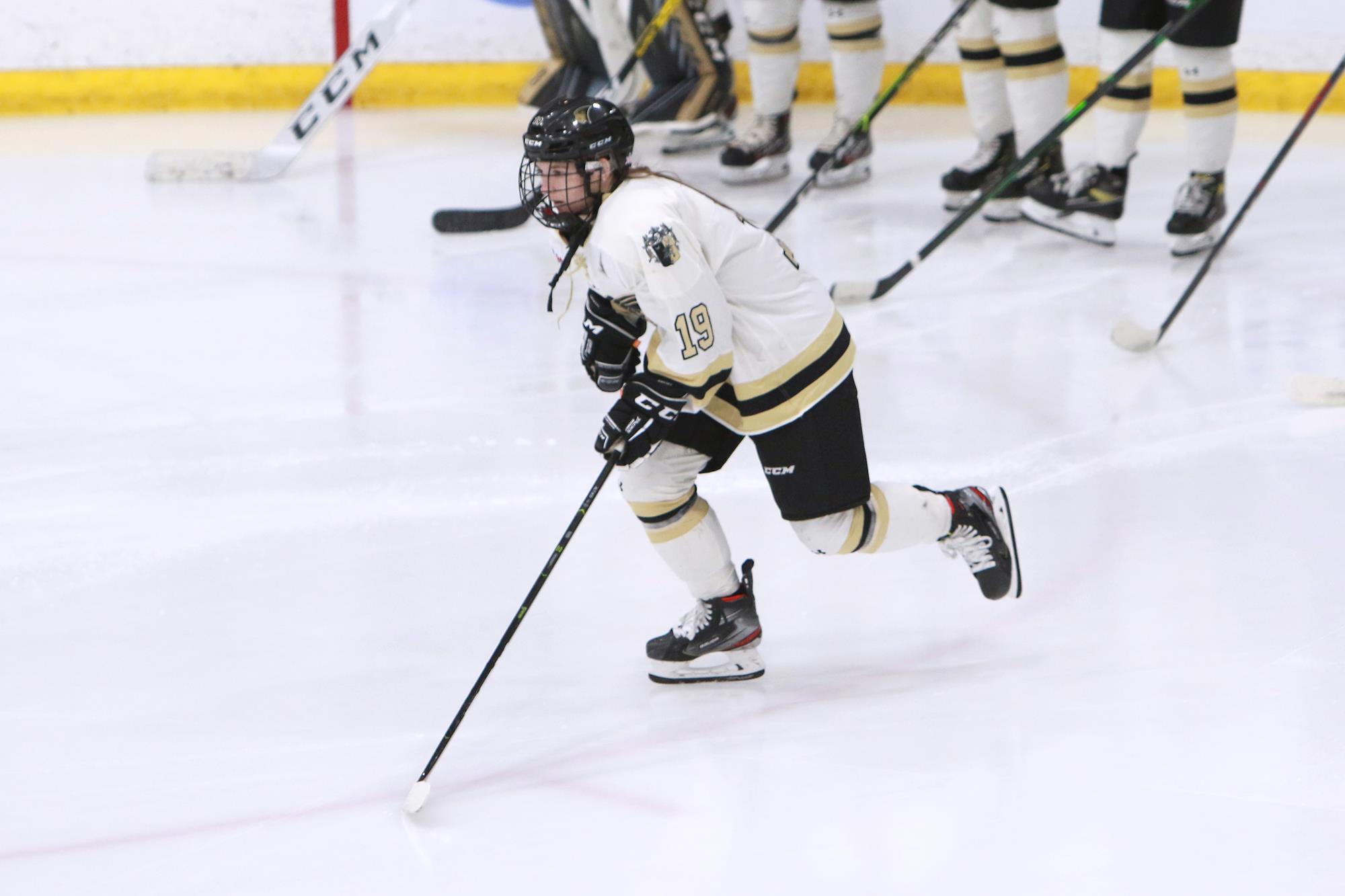 Hannah Alt - Women's Ice Hockey - Lindenwood University Athletics