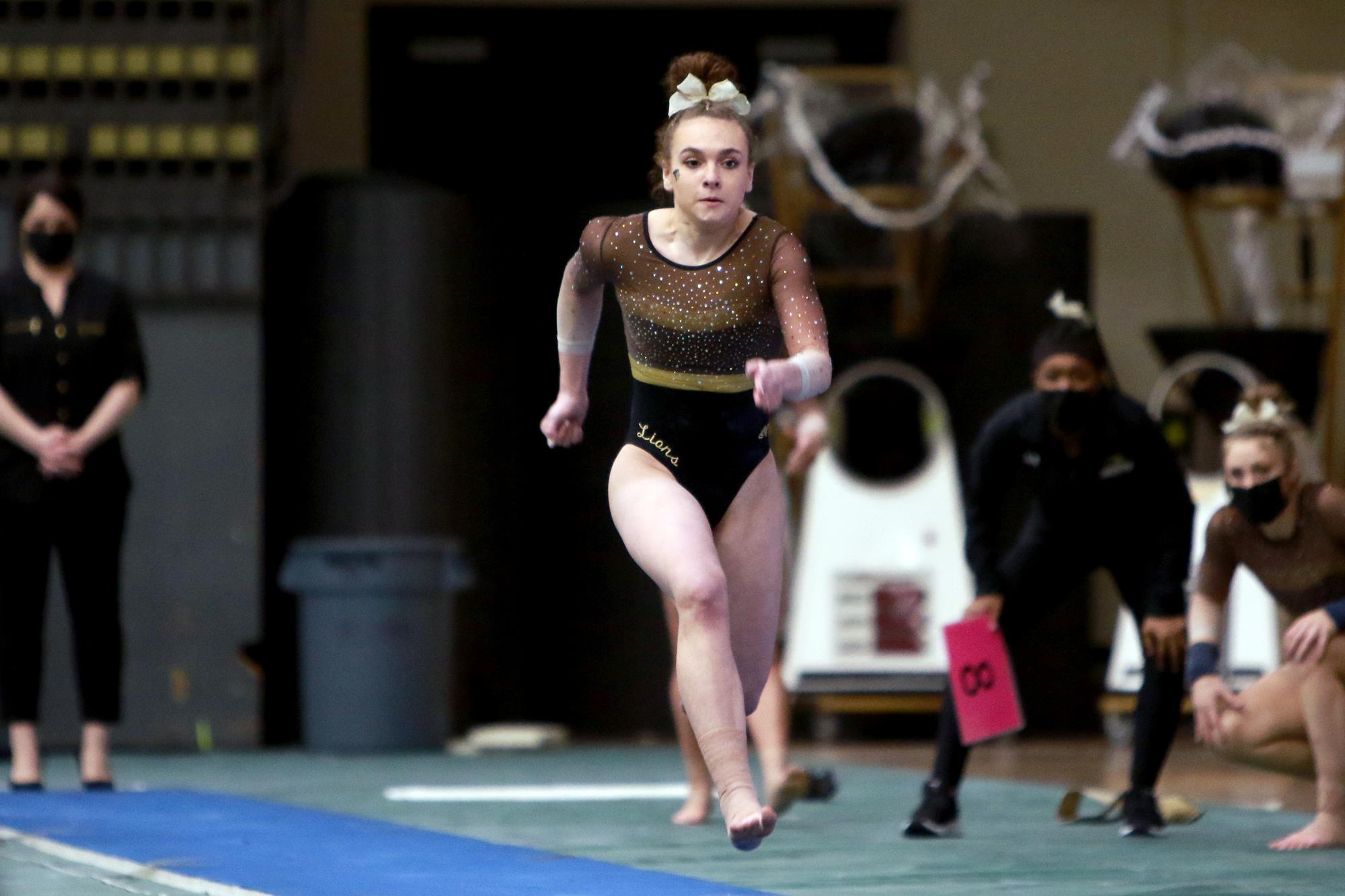 Hannah Moon - Women's Gymnastics - Lindenwood University Athletics