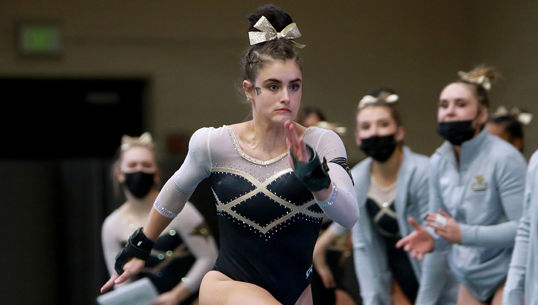 Gayla Griswold - Women's Gymnastics - Lindenwood University Athletics