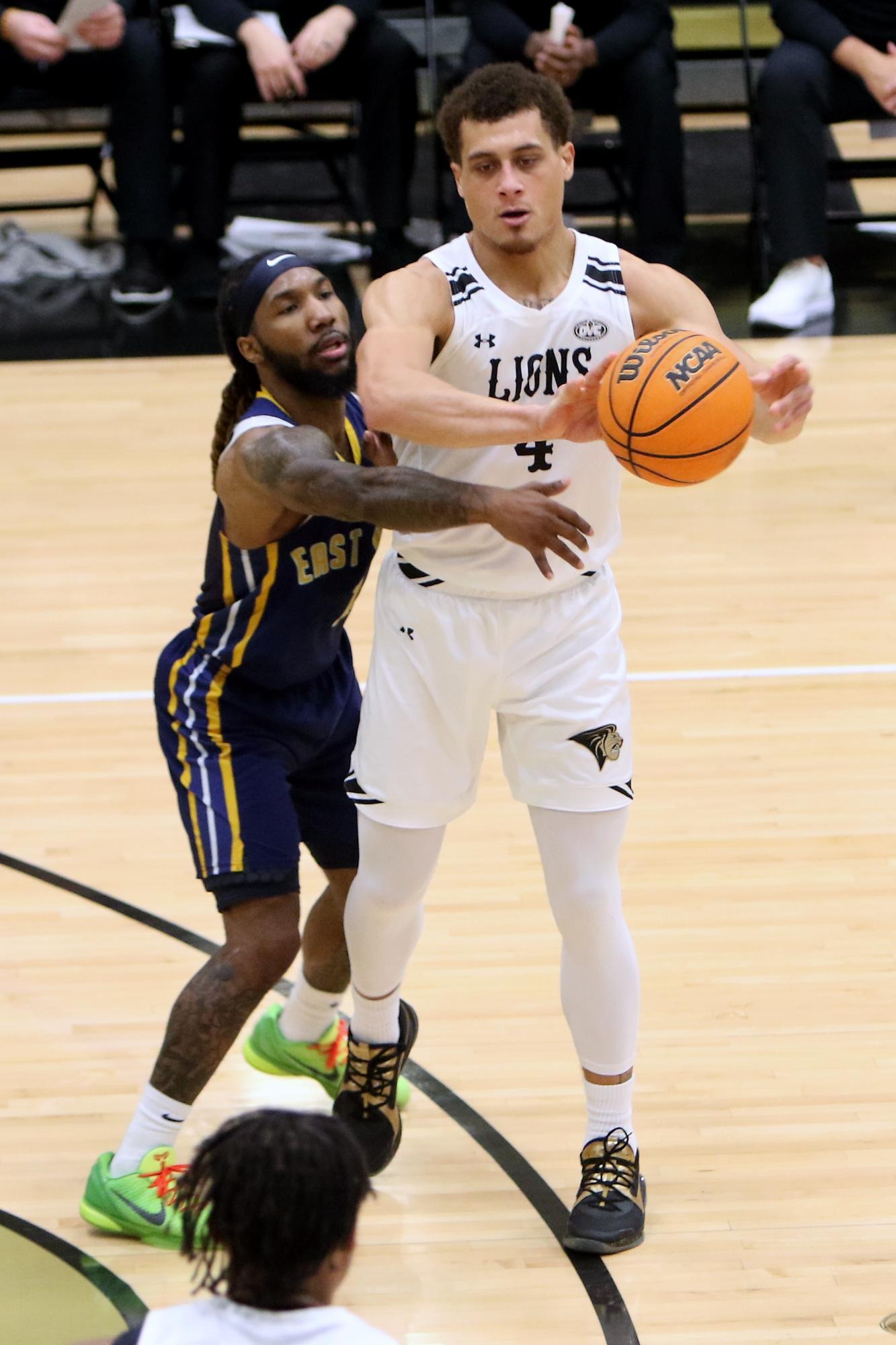 Jacob Tracey - Men's Basketball - Lindenwood University Athletics
