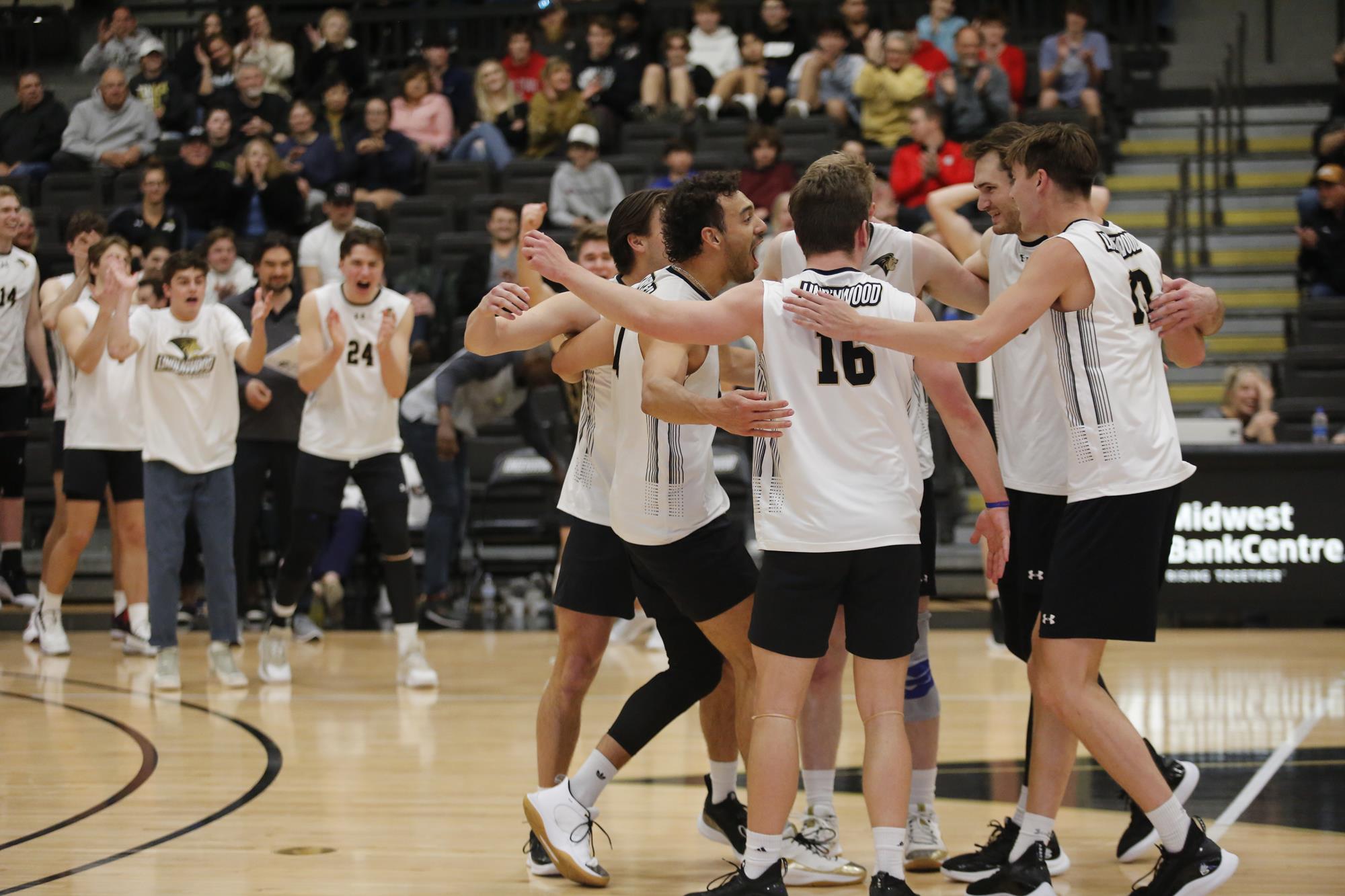 Lions Take Down Buckeyes in Five Sets - Lindenwood University Athletics