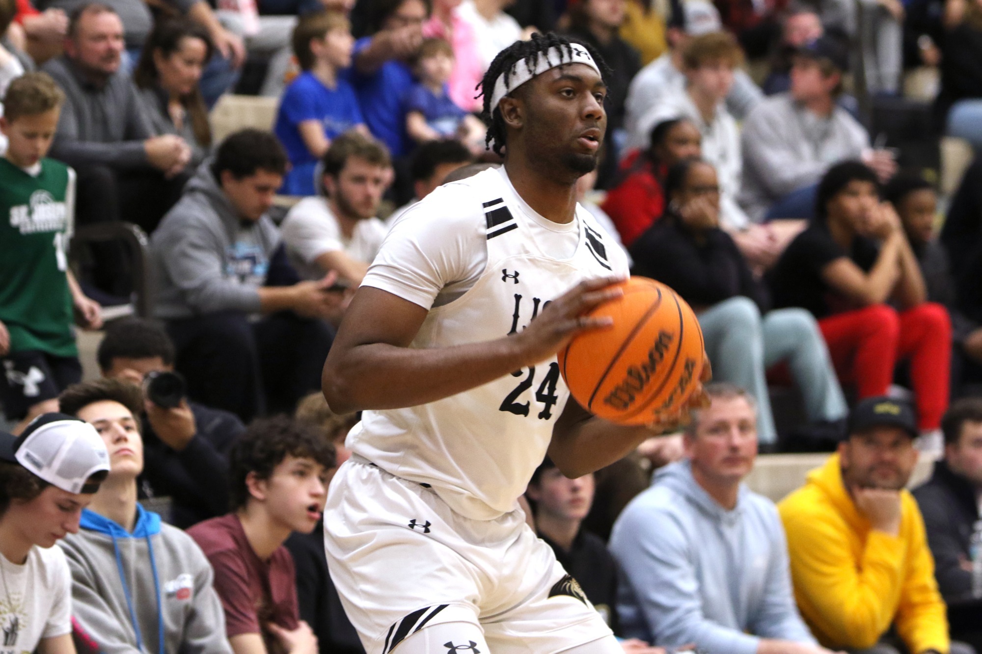 Men's Basketball Signs Missouri Gatorade Player Of The Year Jadis Jones ...