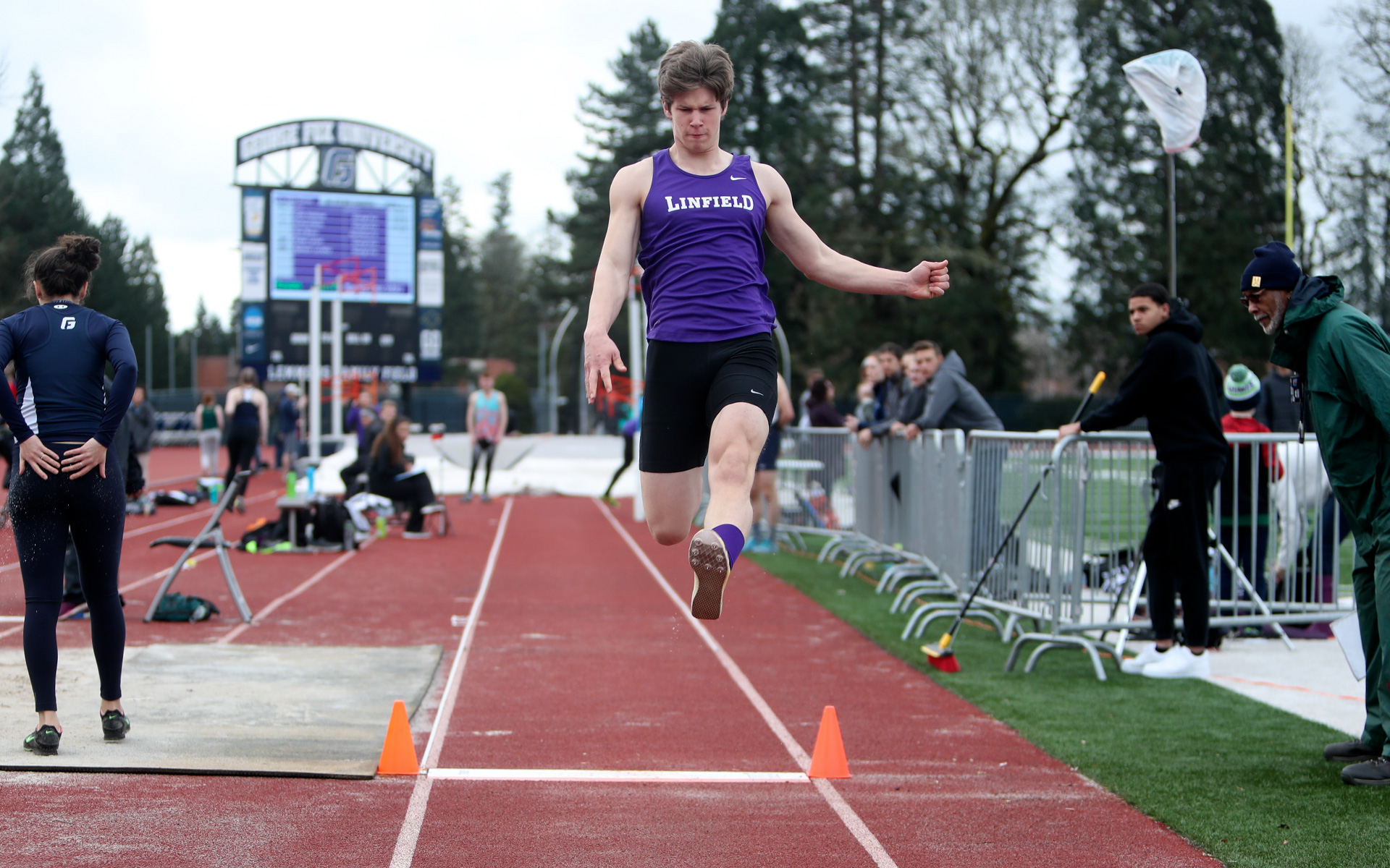 Jon Sedy - Track & Field - Linfield University Athletics