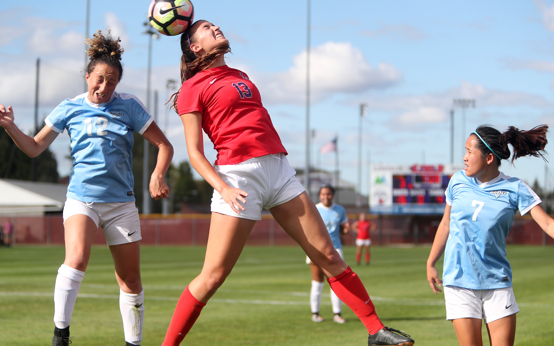 Sydney Kuehn - Women's Soccer - Linfield University Athletics