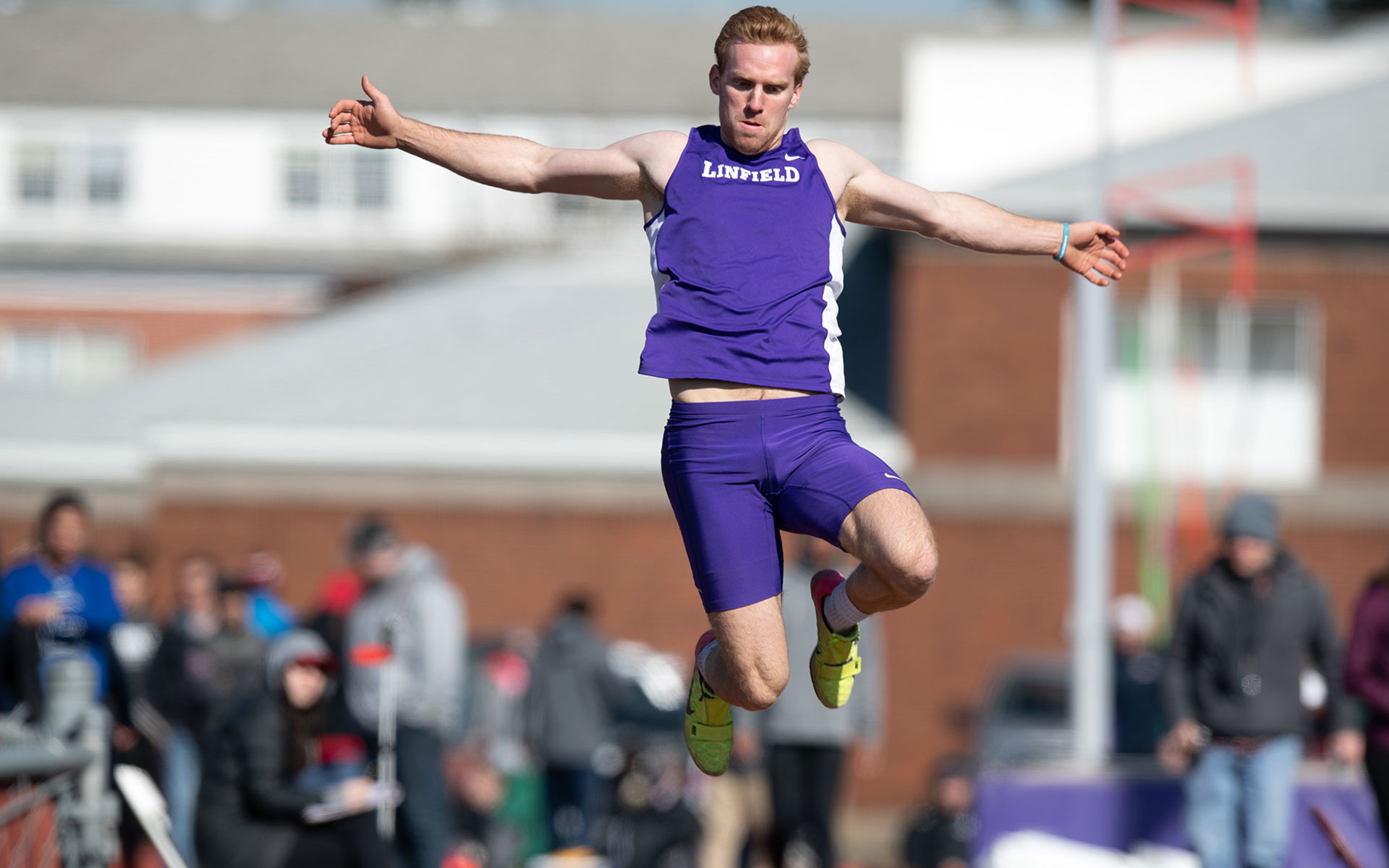 Keaton Wood - Track & Field - Linfield University Athletics