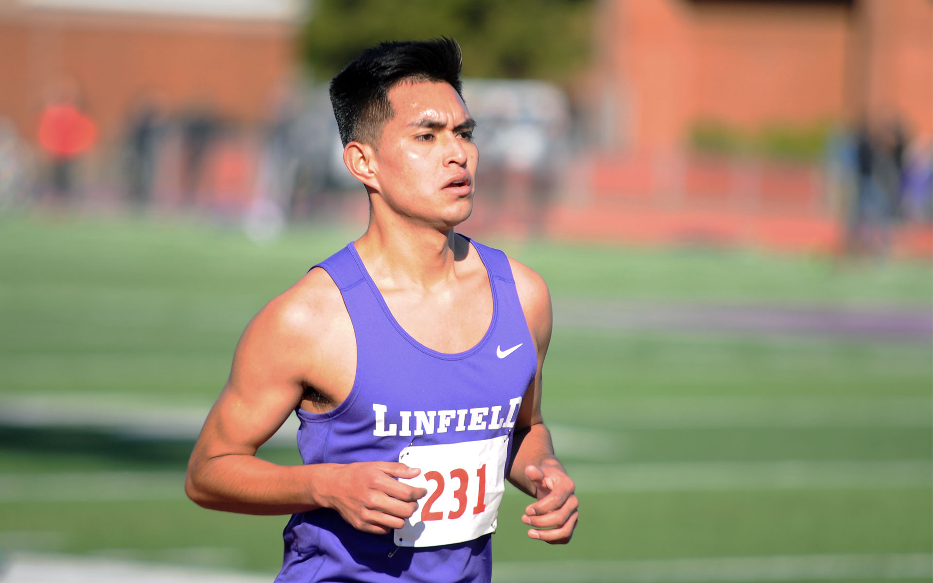Efrain Martinez - Track & Field - Linfield University Athletics