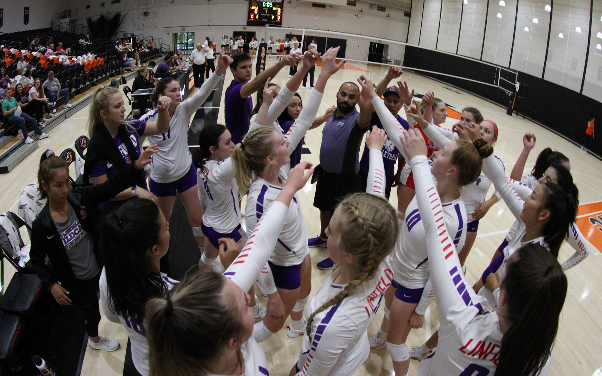 Linfield falls short in the Oregon Trail Classic finale - Linfield ...