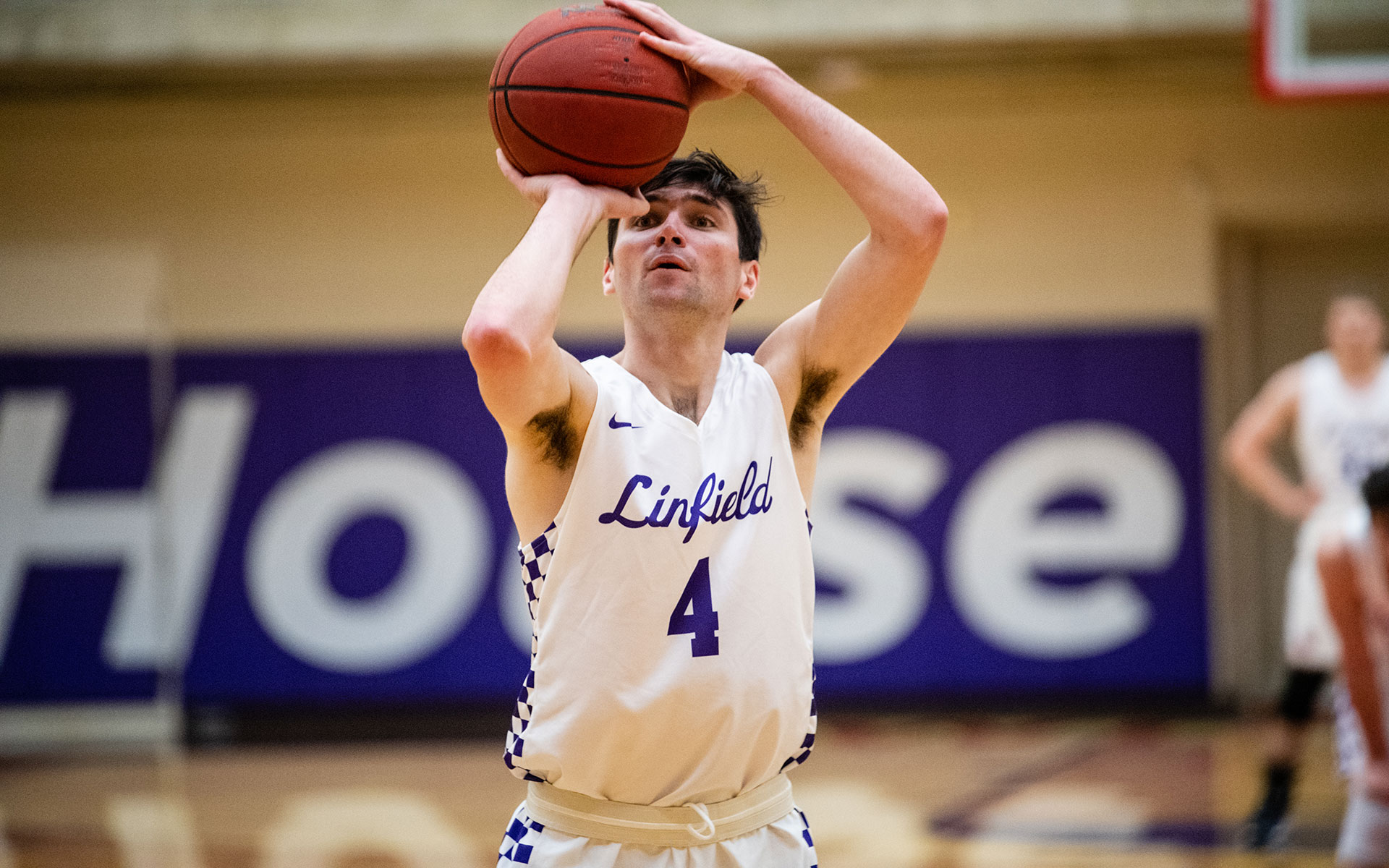 Dempsey Roggenbuck - Men's Basketball - Linfield University Athletics