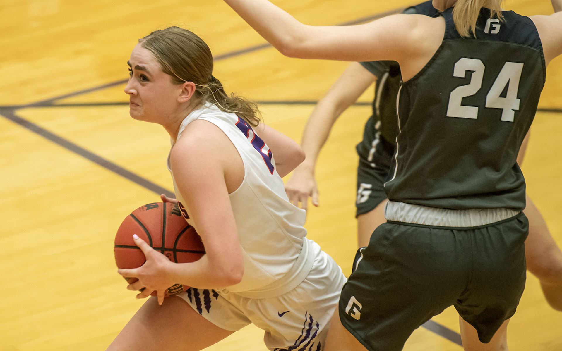 Alexis Heald - Women's Basketball - Linfield University Athletics