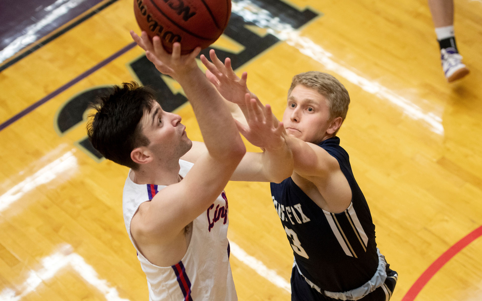 Dempsey Roggenbuck - Men's Basketball - Linfield University Athletics
