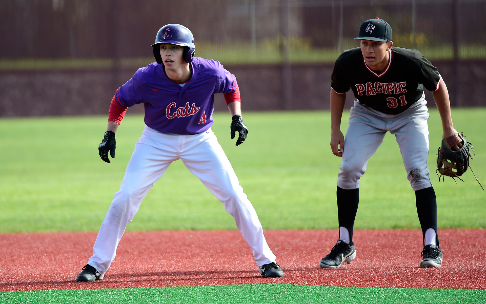 Linfield drops two tight games to Willamette - Linfield University ...