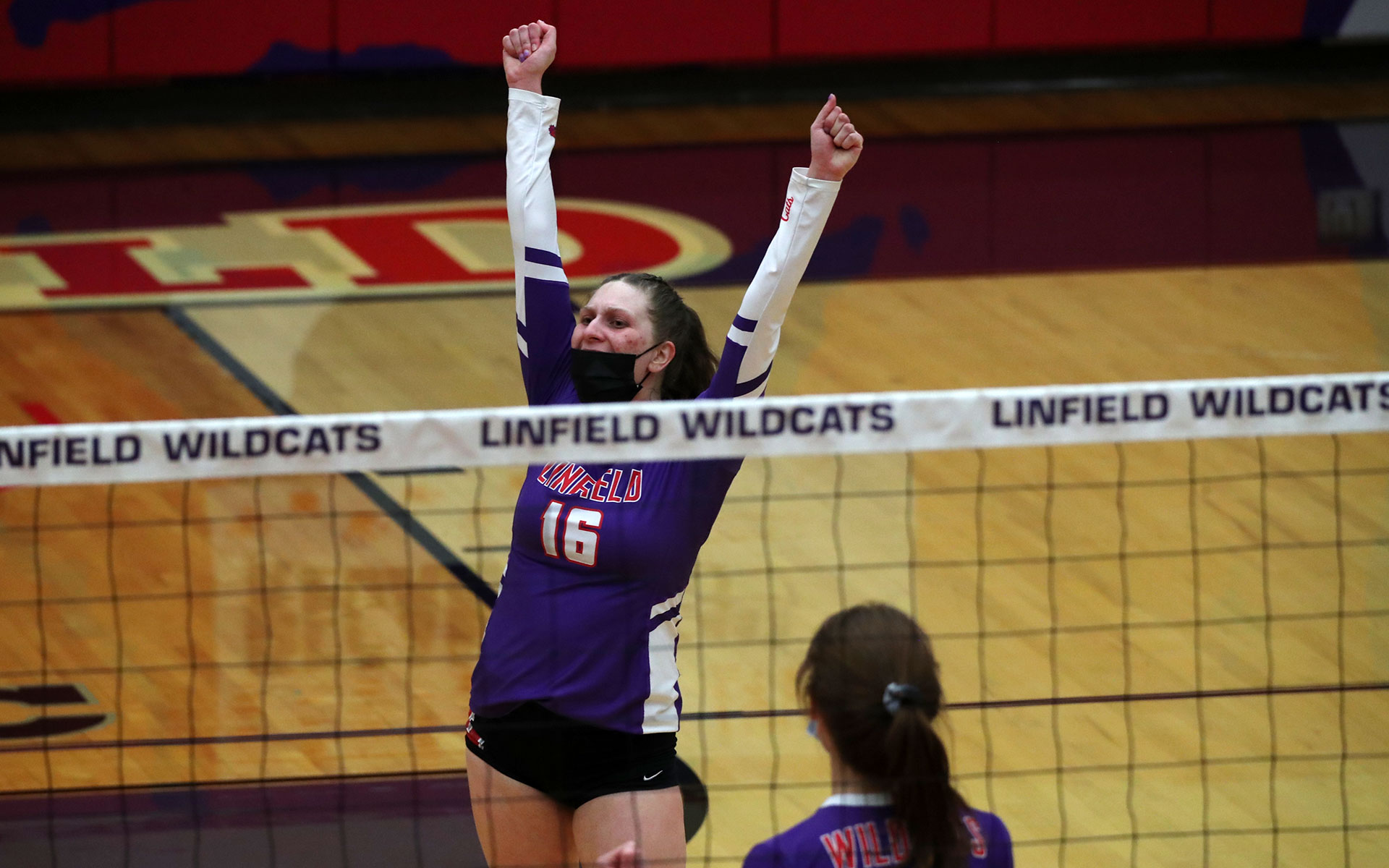 Regan Dean - Volleyball - Linfield University Athletics