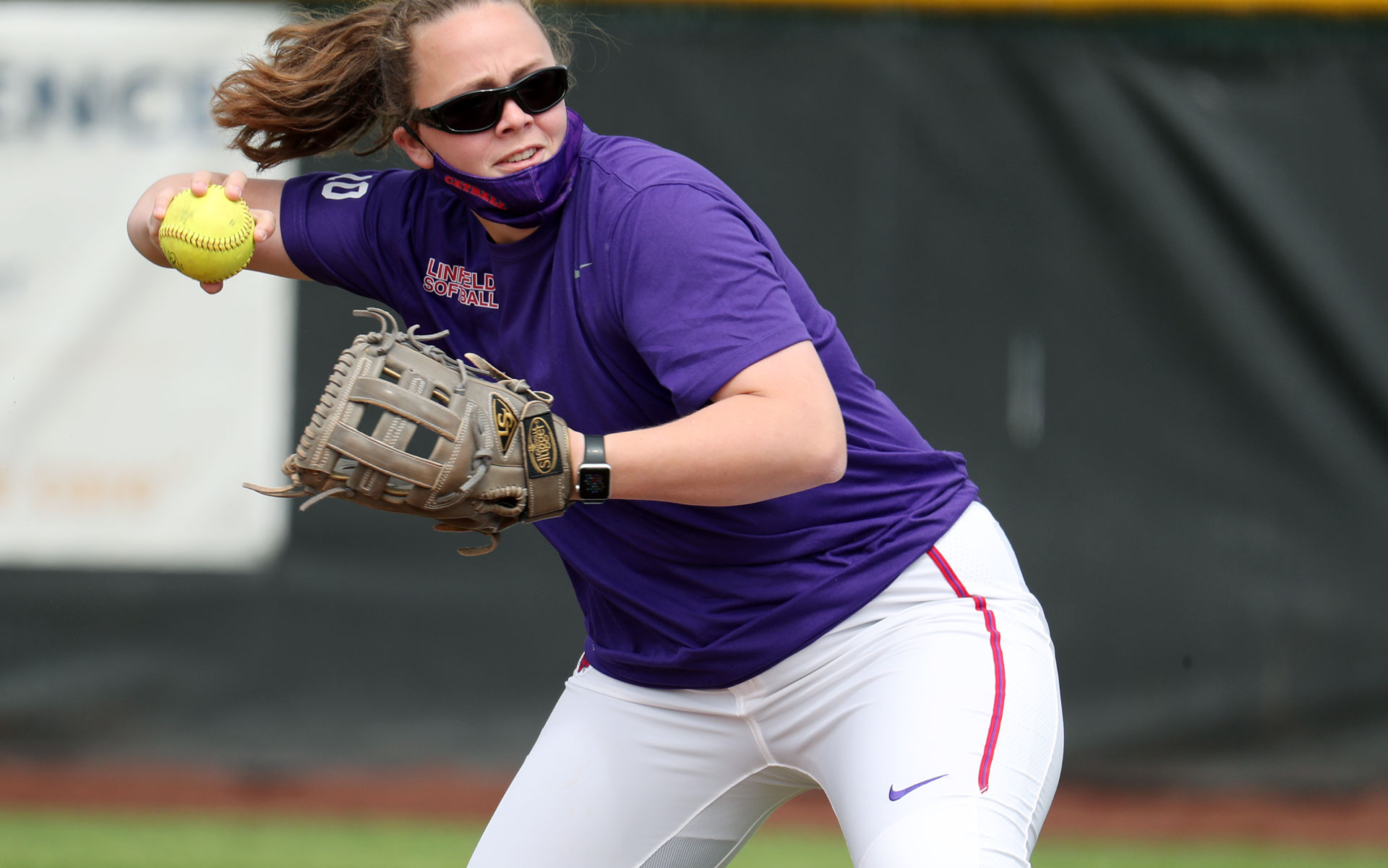 Kendra Hutchinson - Softball - Linfield University Athletics
