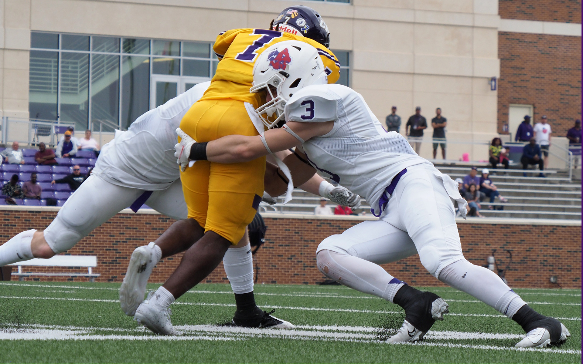 Ben Baxter - Football - Linfield University Athletics