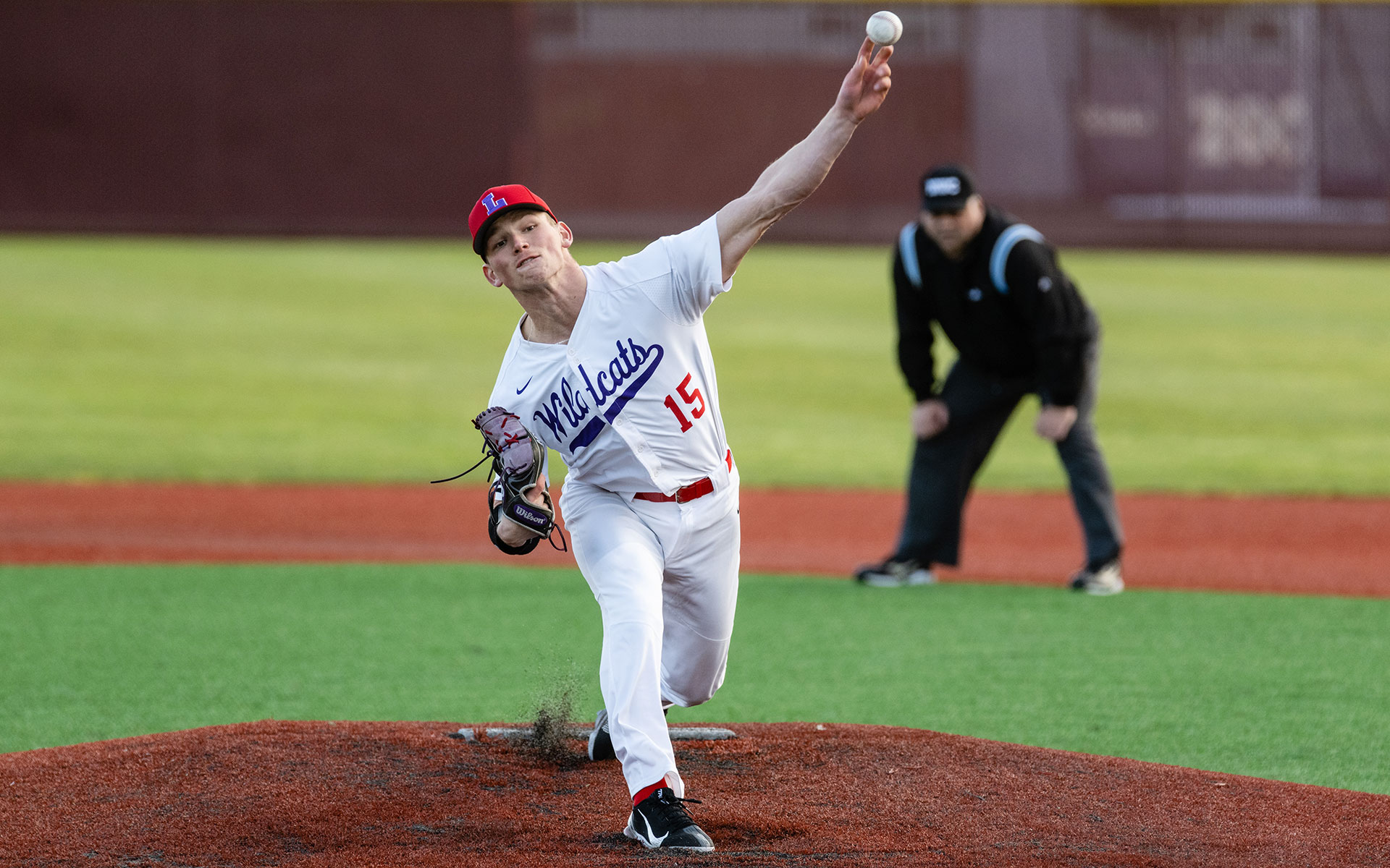 'Cats take series from Pios with postponed game W - Linfield University ...