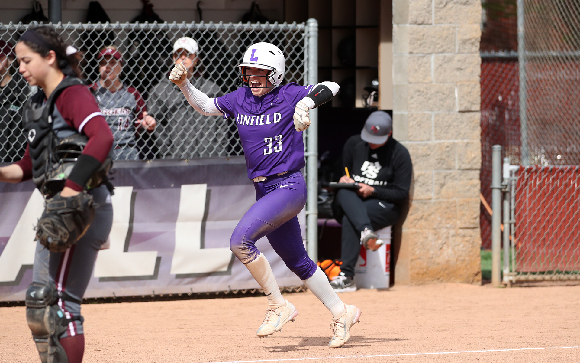 Kamryn Mobley - Softball - Linfield University Athletics