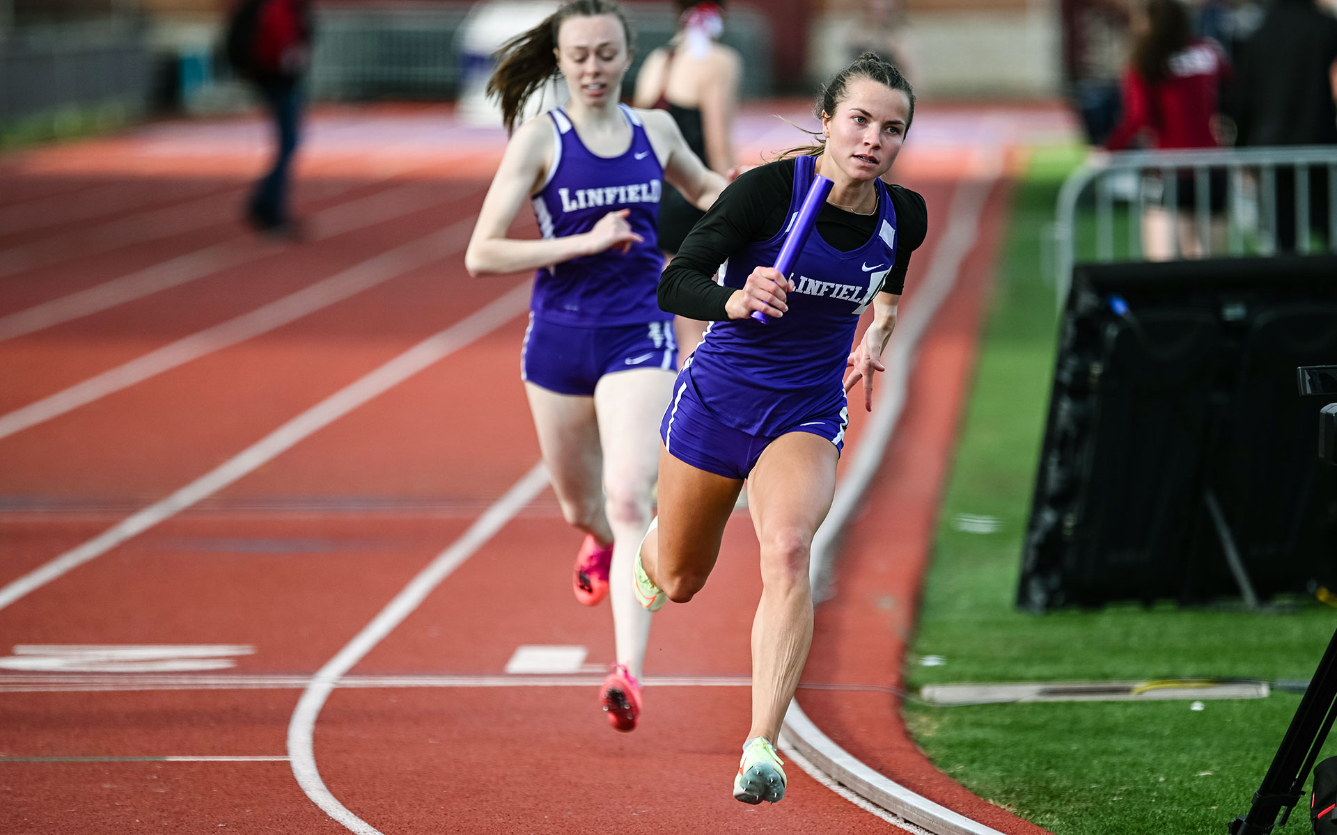 Kenzie Feinglas - Track & Field - Linfield University Athletics
