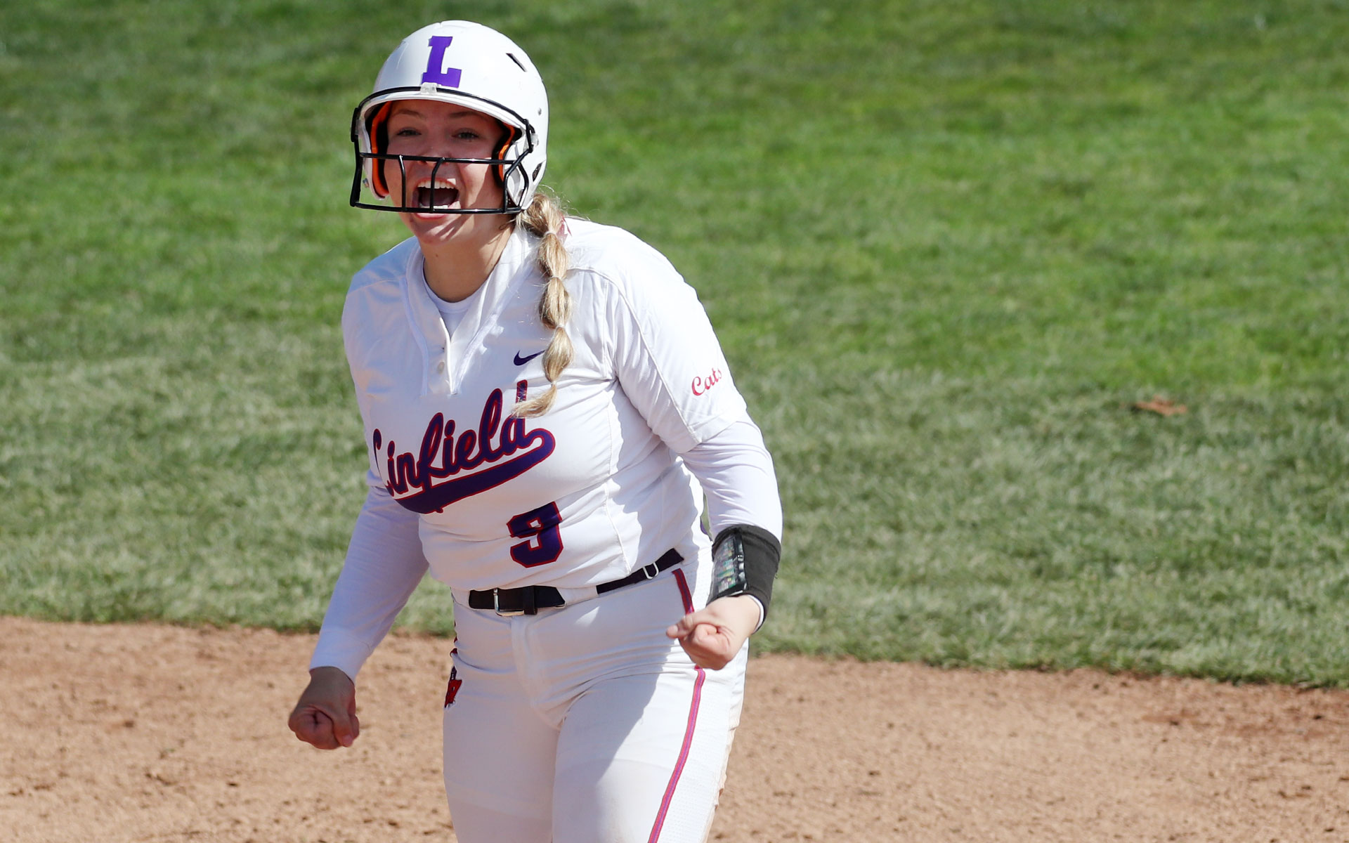 Linfeld matches best conference record in school history - Linfield ...