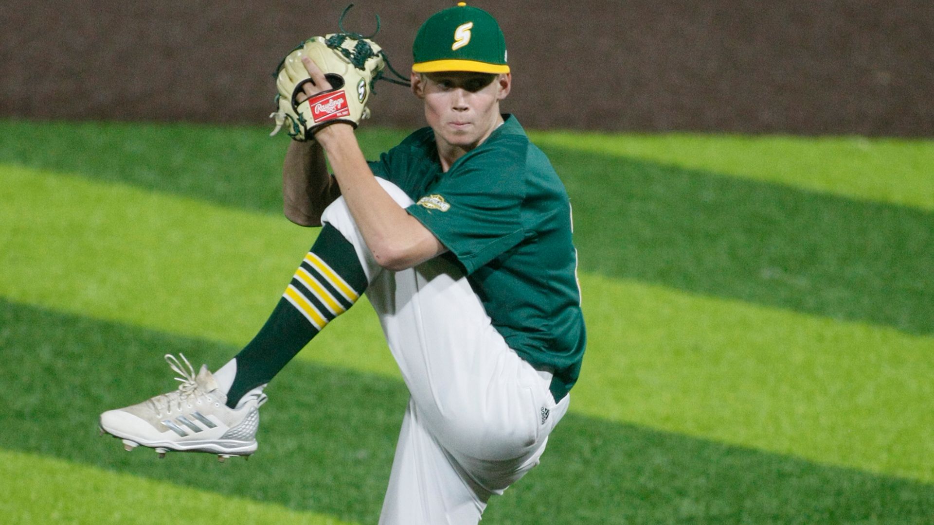 Shaffer, Warren Dominate Again as Lions Win Series Opener ...