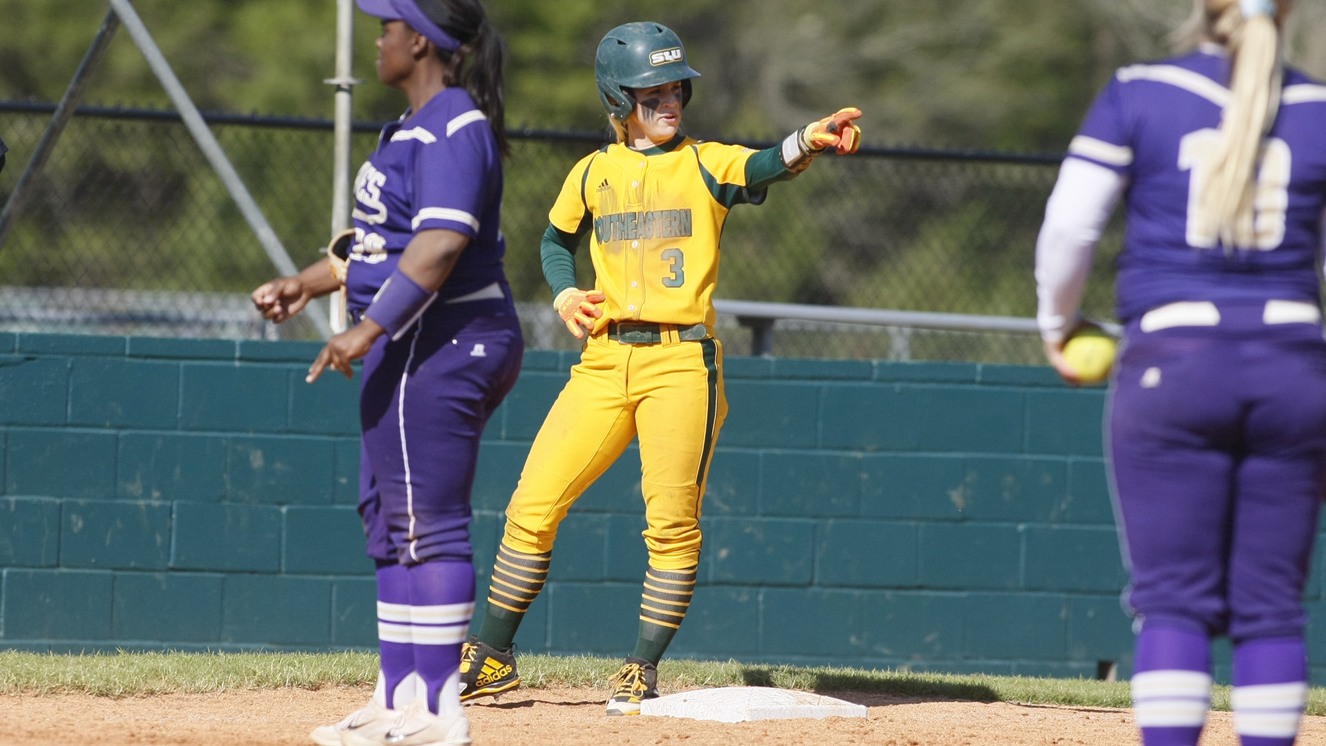 Kinsey Nichols - Softball - Southeastern Louisiana University Athletics