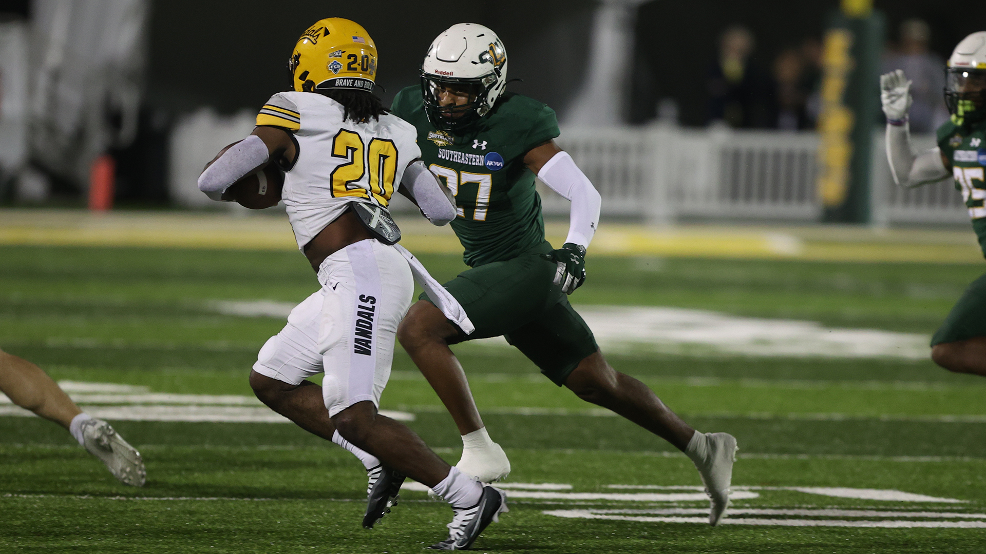 Donte' Daniels - Football - Southeastern Louisiana University Athletics