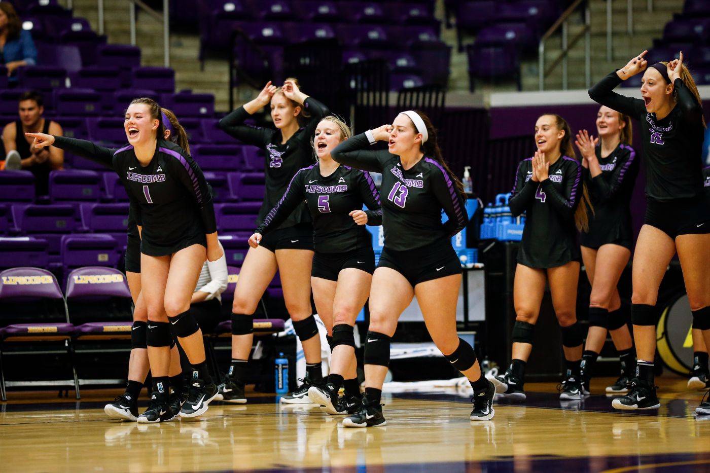 Volleyball Opens 2018 Season With LUV Invite - Lipscomb University