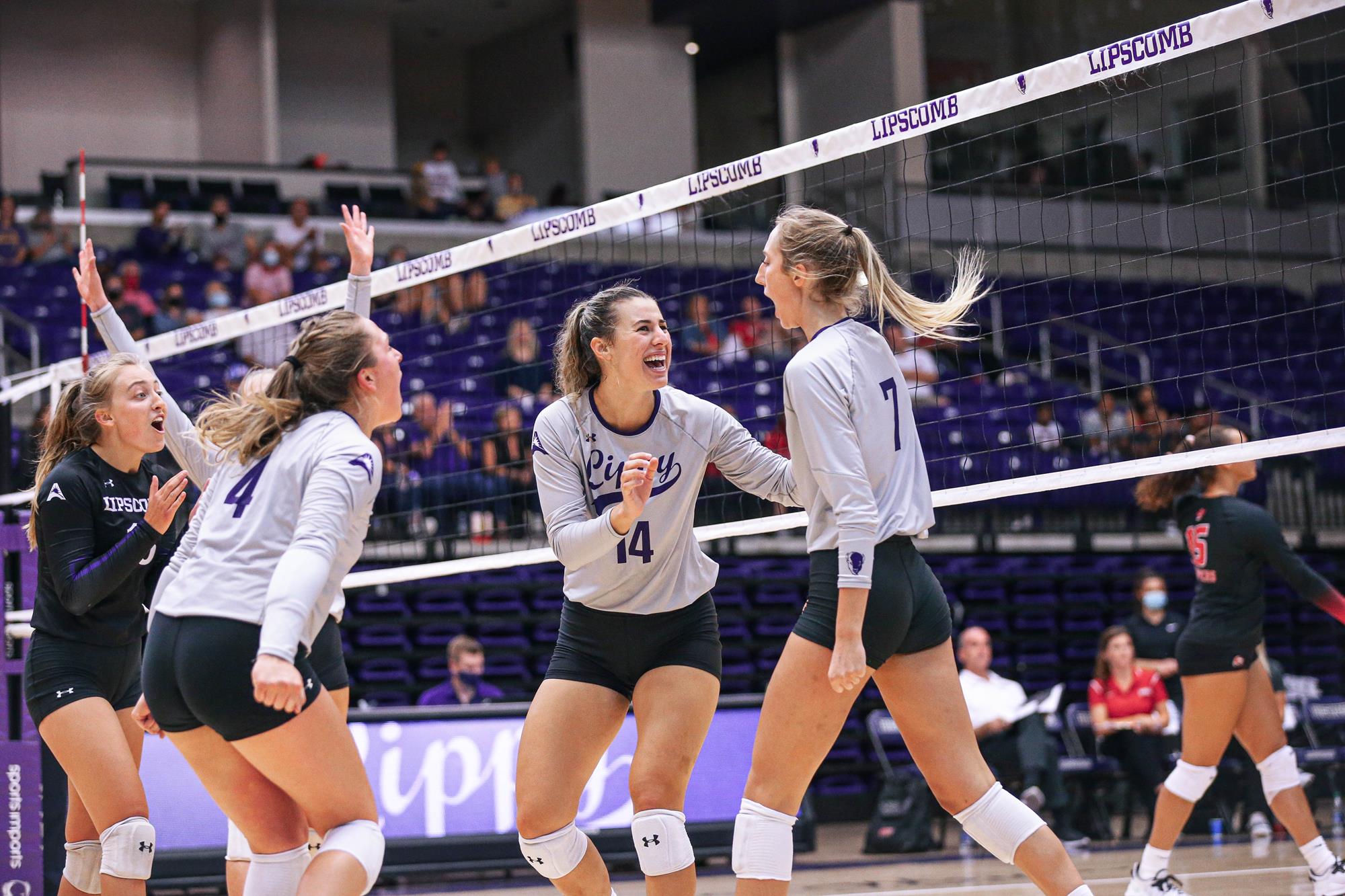 Volleyball earns road sweep at Central Arkansas - Lipscomb University