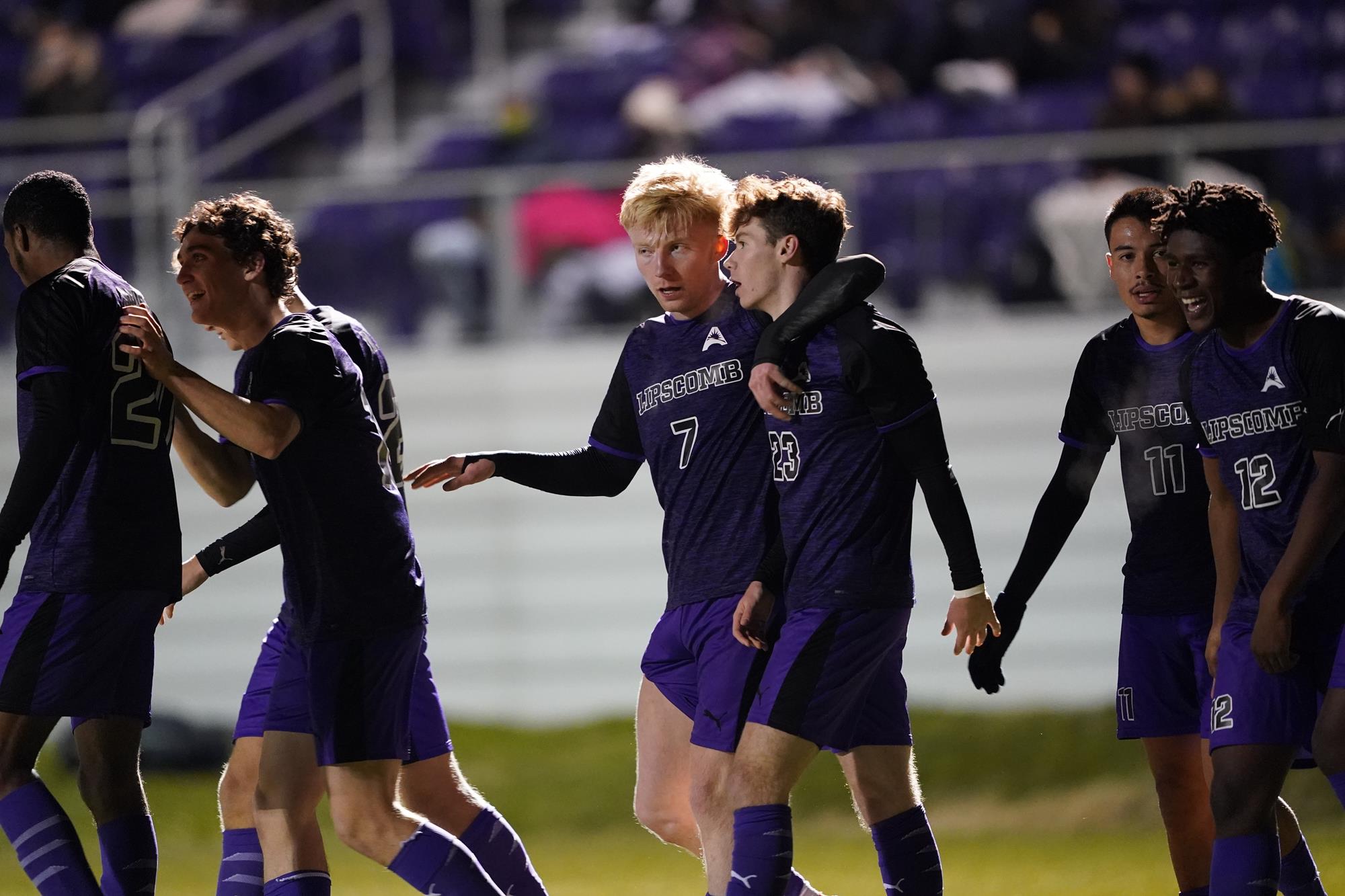 Smith, Spicer combine for three goals in dominant season-opening win ...