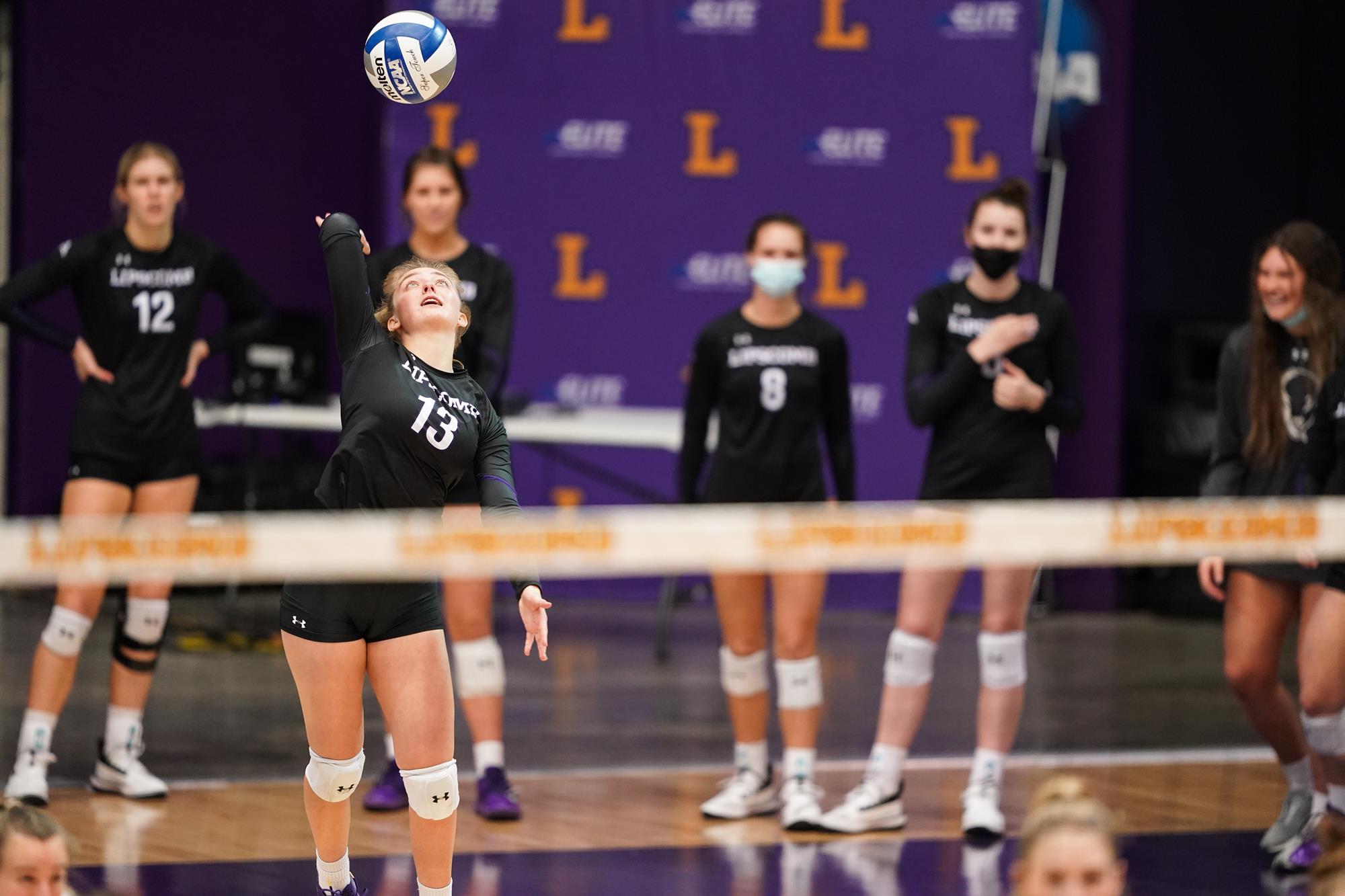 Volleyball serves up 7th-straight win to secure ASUN North crown ...