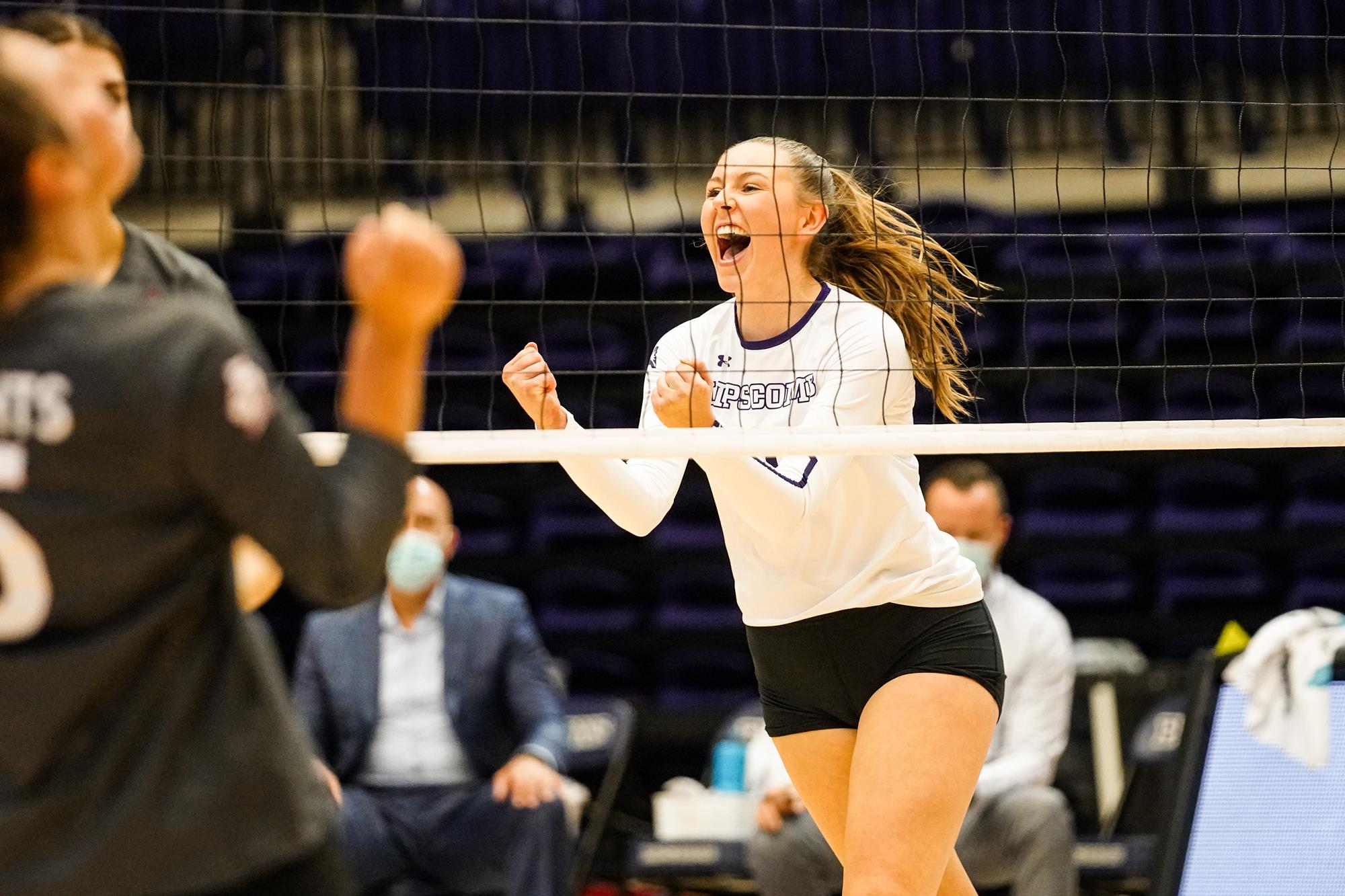 Kamryn Bacus - 2021-22 - Women's Volleyball - Lipscomb University