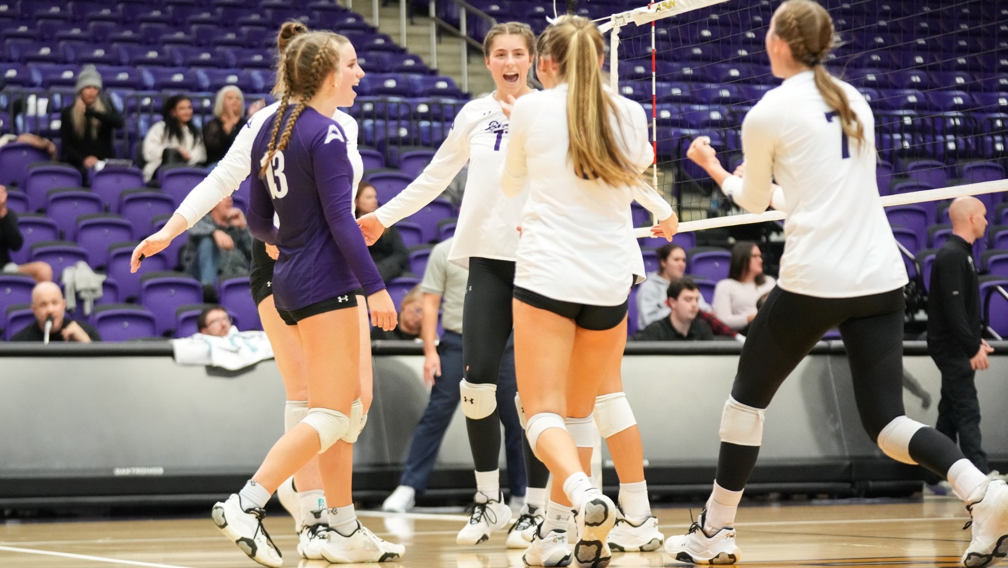 Volleyball Advances to ASUN Semifinals After Sweeping Central Arkansas ...