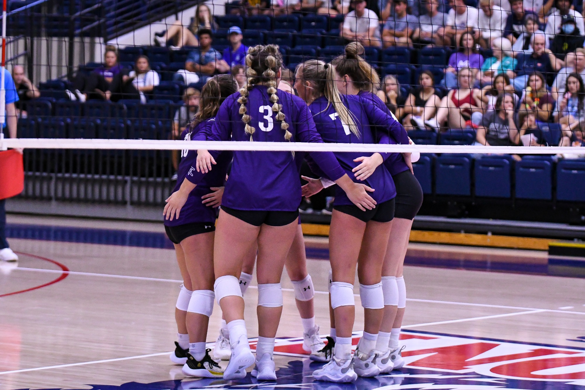 Volleyball wraps up Jayhawk Classic with loss to UCF - Lipscomb University