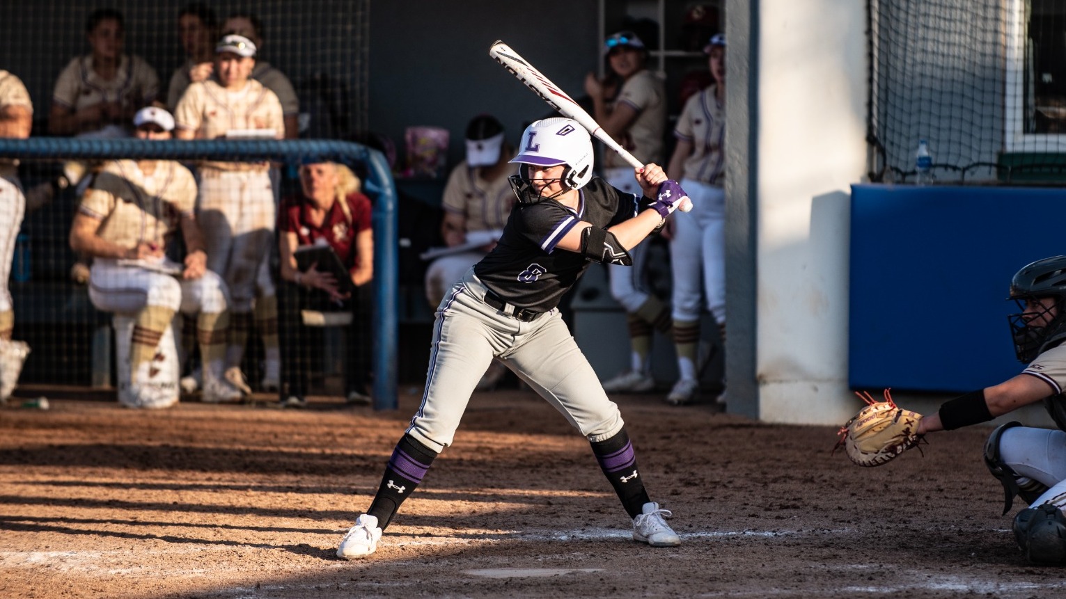 Softball Drops Two on Day Two of FGCU Invitational - Lipscomb University
