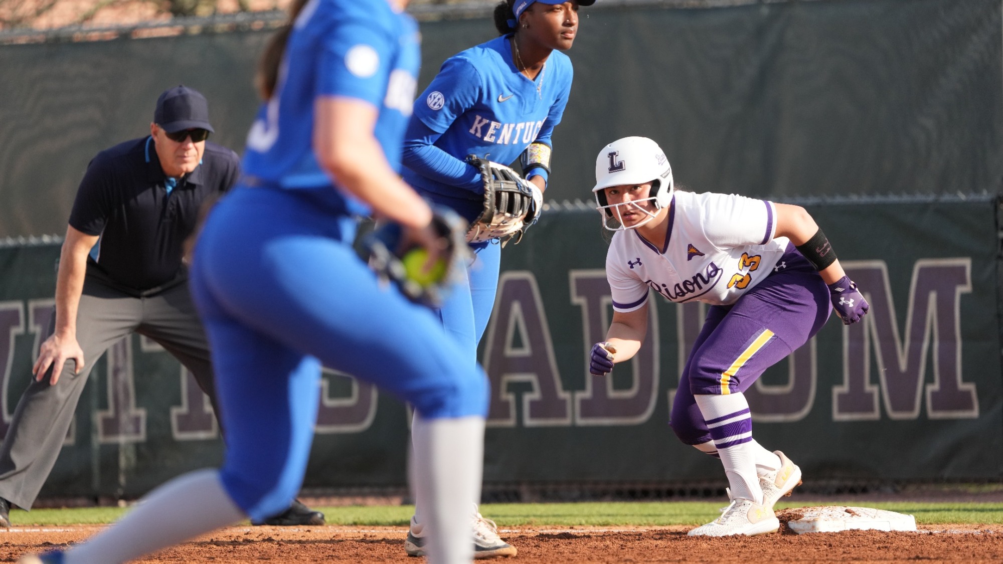Softball Falls 9-0 in Shutout to #23 Kentucky - Lipscomb University