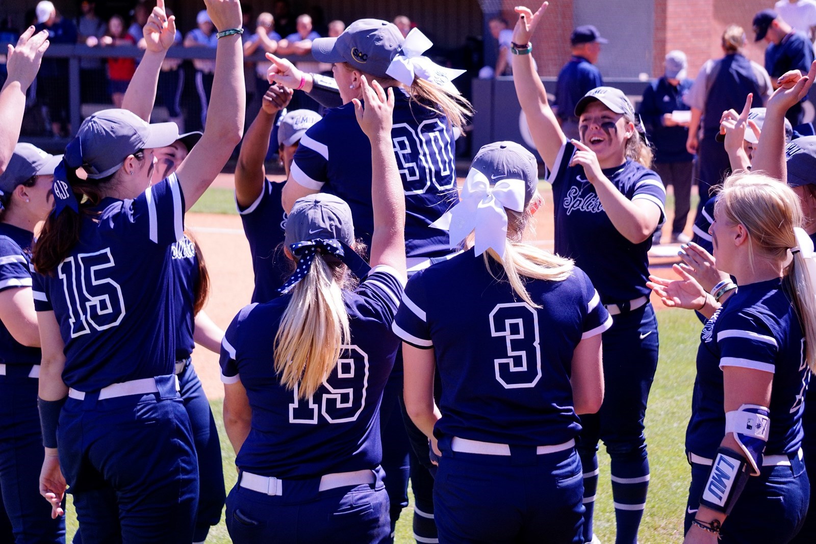 Lady Railsplitters' bats come to life in SAC sweep over Mars Hill ...