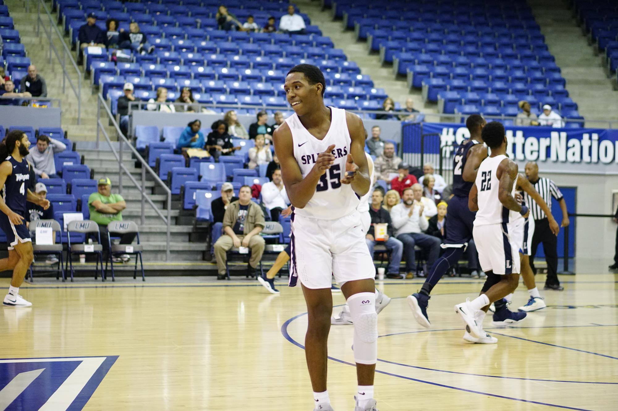 Railsplitters batter Bulldogs for 26th consecutive regular-season home ...