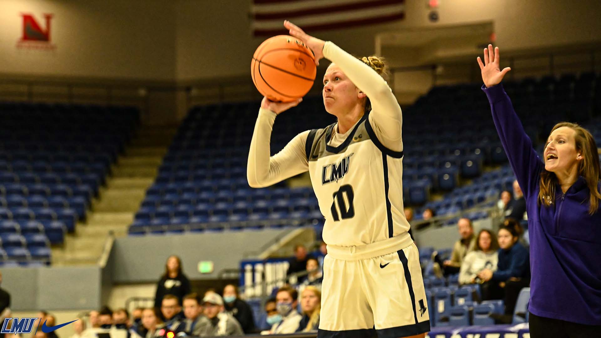 LMU Women's Basketball Cruise in Season Opener - Lincoln Memorial ...