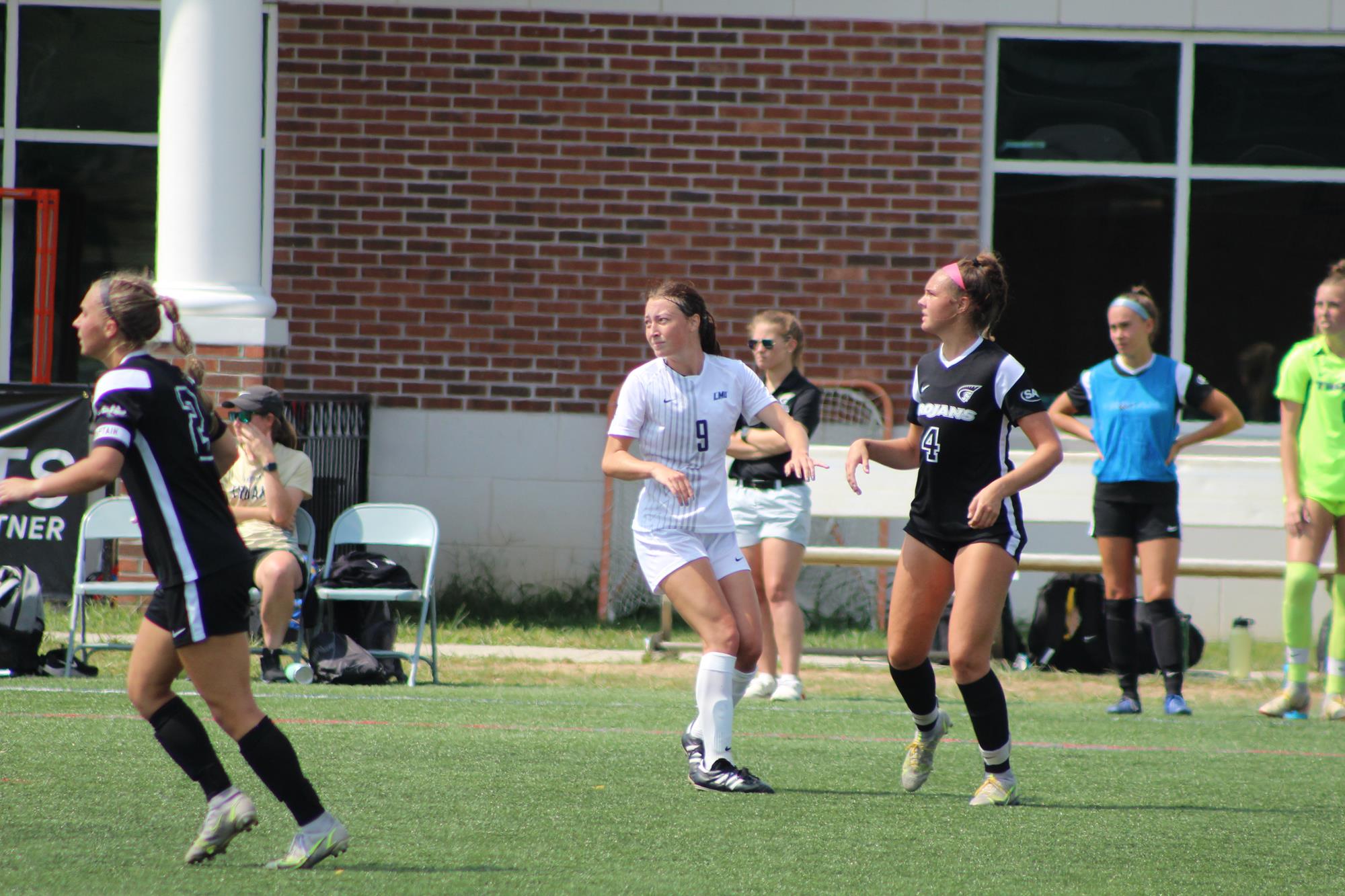 Jordan Hellman - Women's Soccer - Lincoln Memorial University Athletics