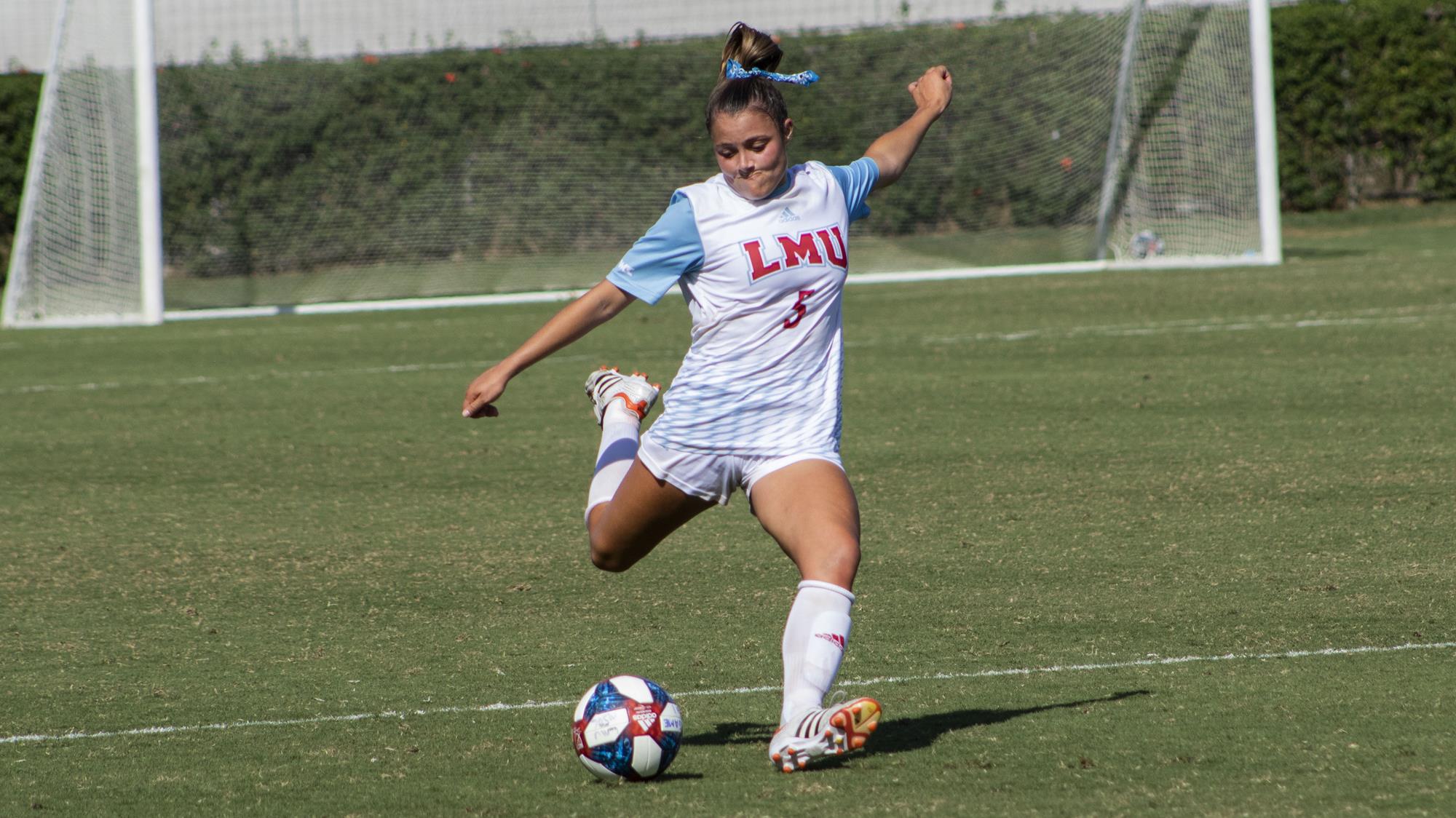 Phoebe Riley - Women's Soccer - Loyola Marymount University Athletics