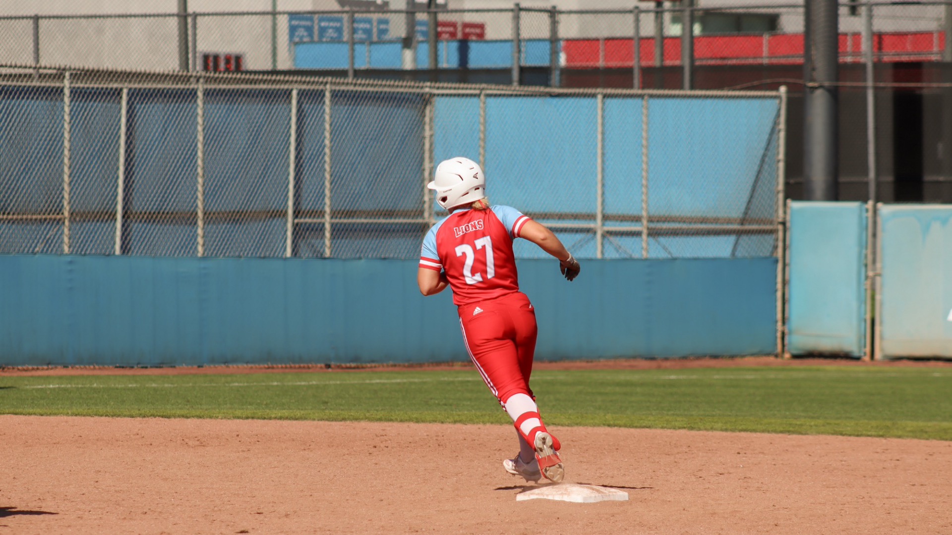 Adele Braun - Softball - Loyola Marymount University Athletics