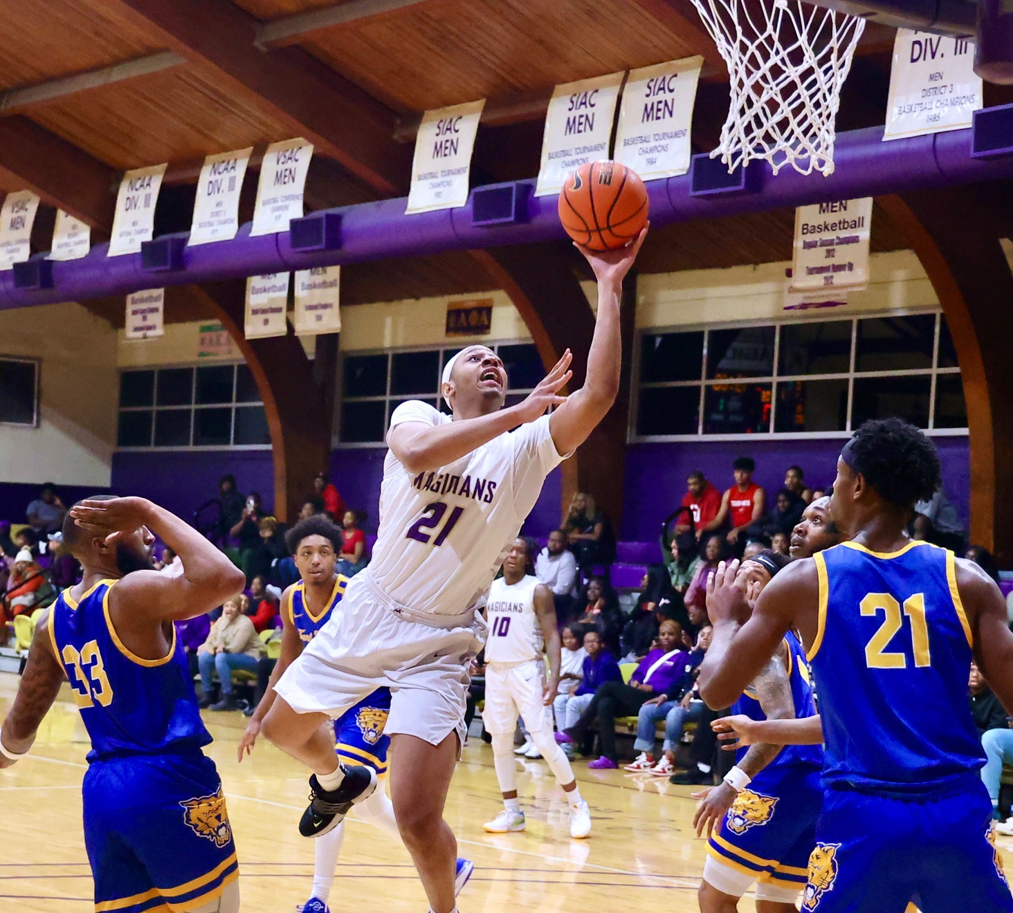 Magicians Roll 94-78 In Win Over FVSU - LeMoyne-Owen College Athletics