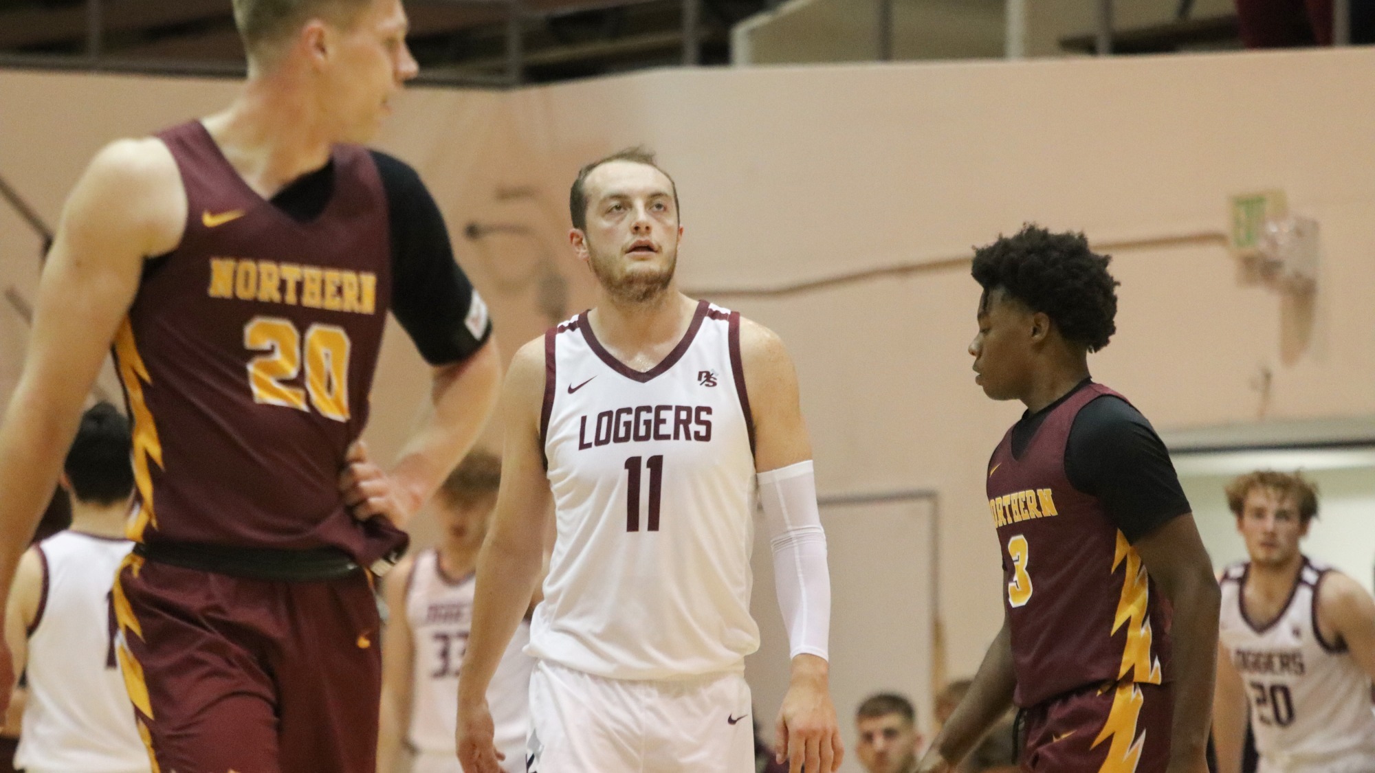 Loggers drop Doug McArthur Classic finale - University of Puget Sound