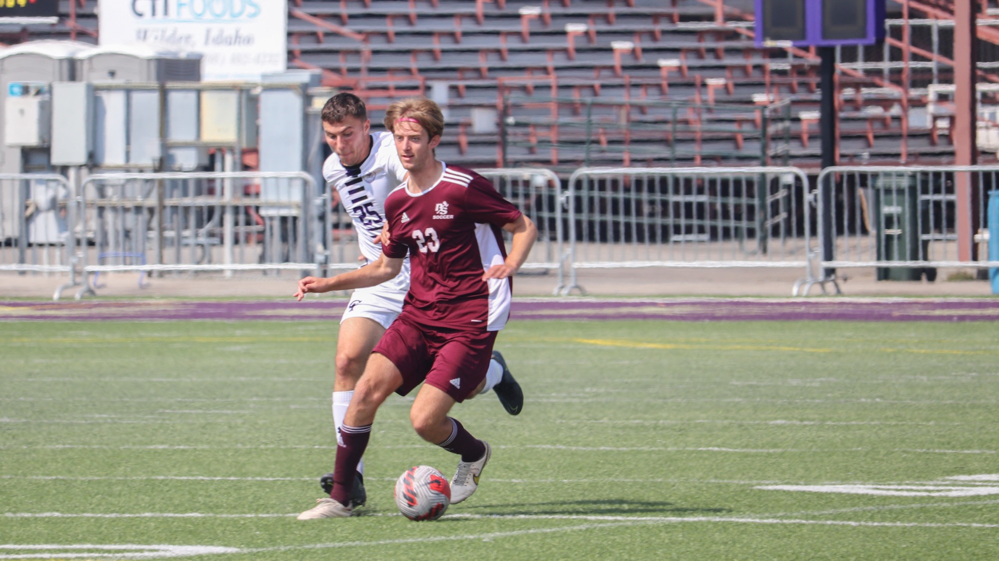 Last-minute penalty kick keeps Loggers unbeaten - University of Puget Sound