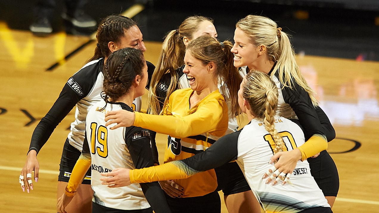 Women’s Volleyball Unleashes 2019 Schedule - Long Beach State ...