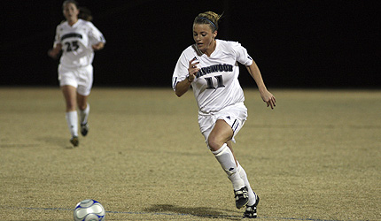 Kayla Huggins - Women's Soccer - Longwood University Athletics
