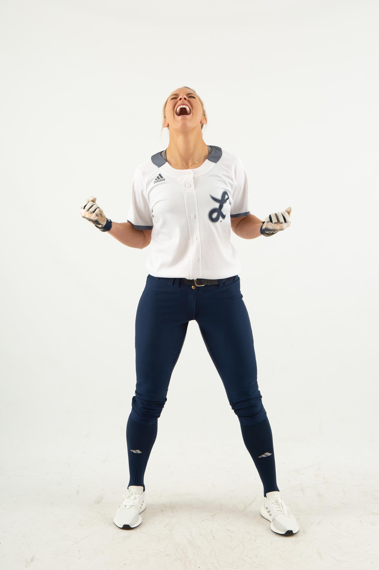 Chelsea Whitcomb - Softball - Longwood University Athletics