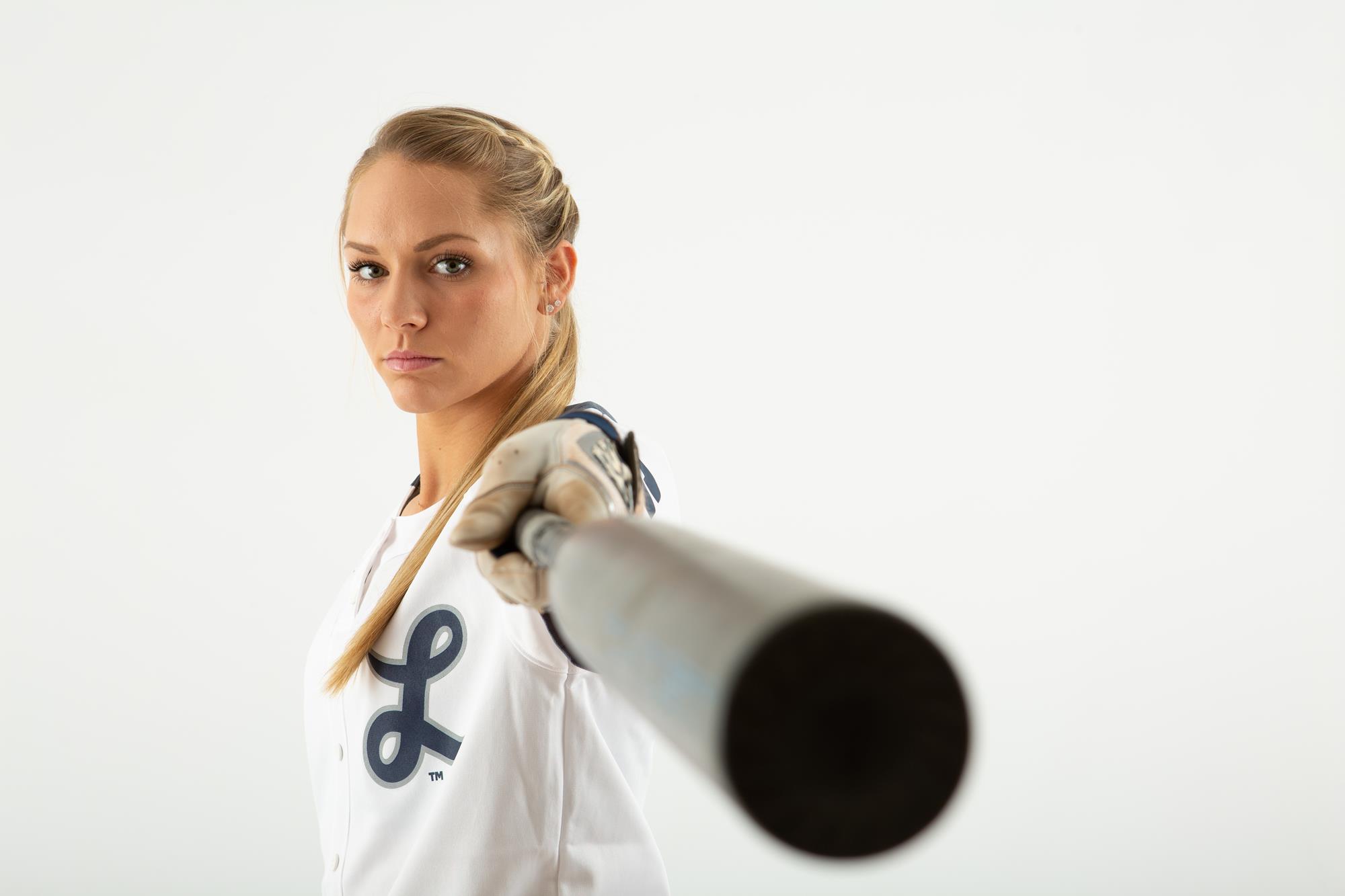 Chelsea Whitcomb - Softball - Longwood University Athletics