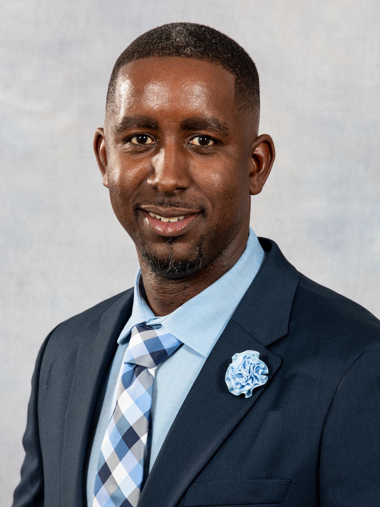 Landis F. McCoy - Women's Basketball Coach - Longwood University Athletics