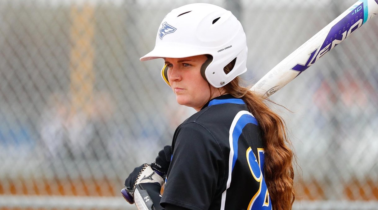 Alexis Howe - Softball - University of Nebraska - Kearney Athletics