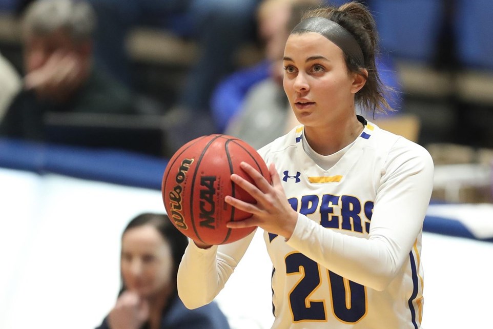 Klaire Kirsch - Women's Basketball - University of Nebraska - Kearney ...